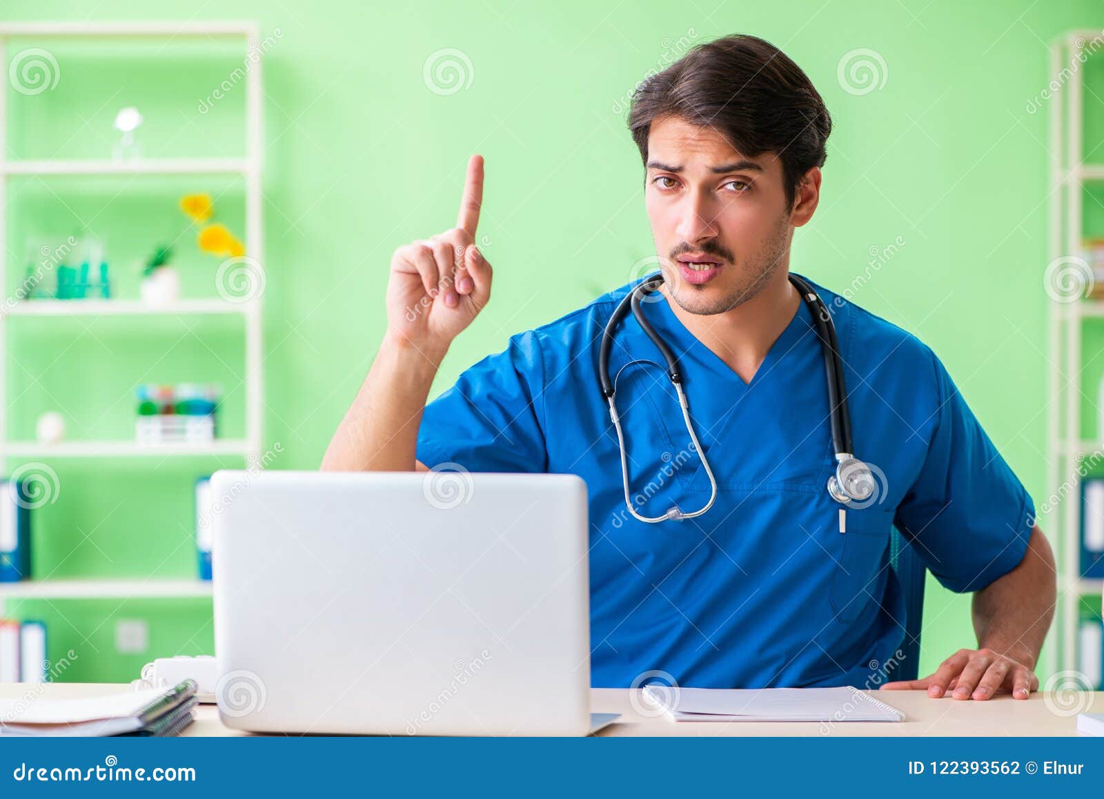 The Doctor Student Explaining Heart Problems Stock Photo - Image of ...
