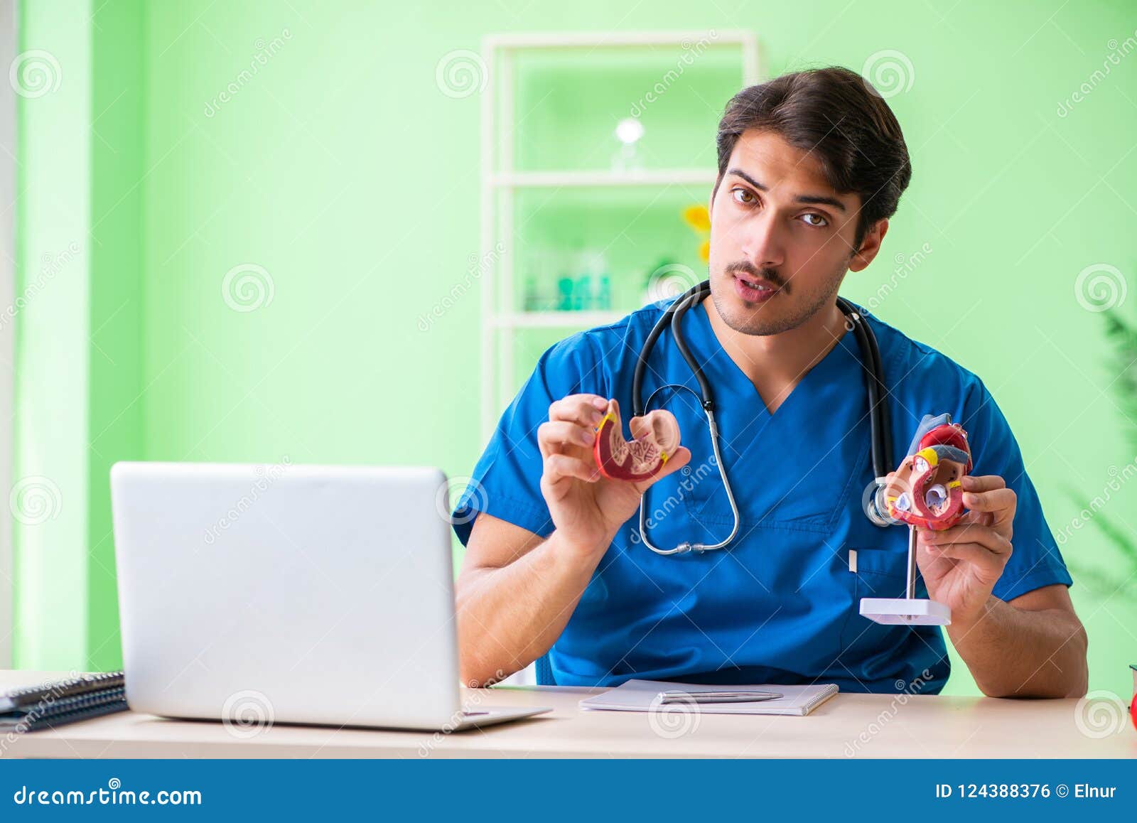 The Doctor Student Explaining Heart Problems Stock Photo - Image of ...