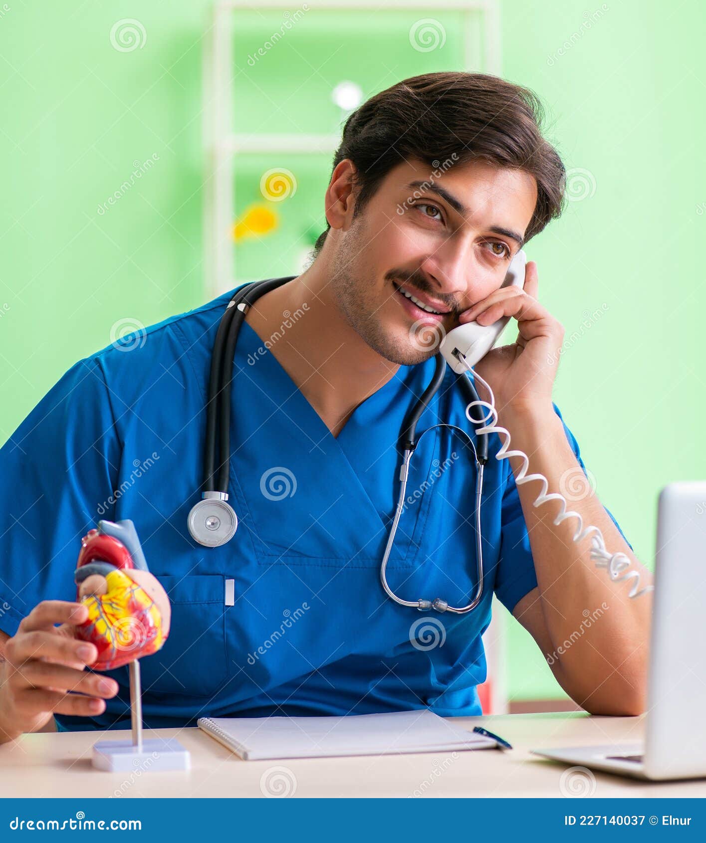 Doctor Student Explaining Heart Problems Stock Image - Image of checkup ...
