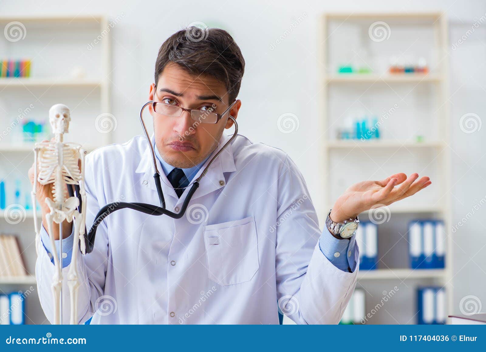 The Doctor Student Studying the Bones of Skeleton Stock Photo - Image ...