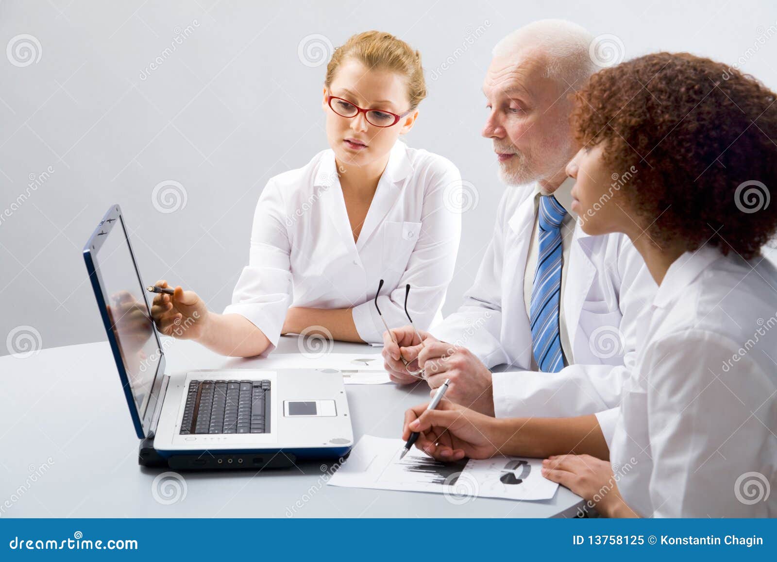 Doctor and students stock image. Image of hospital, positivity - 13758125