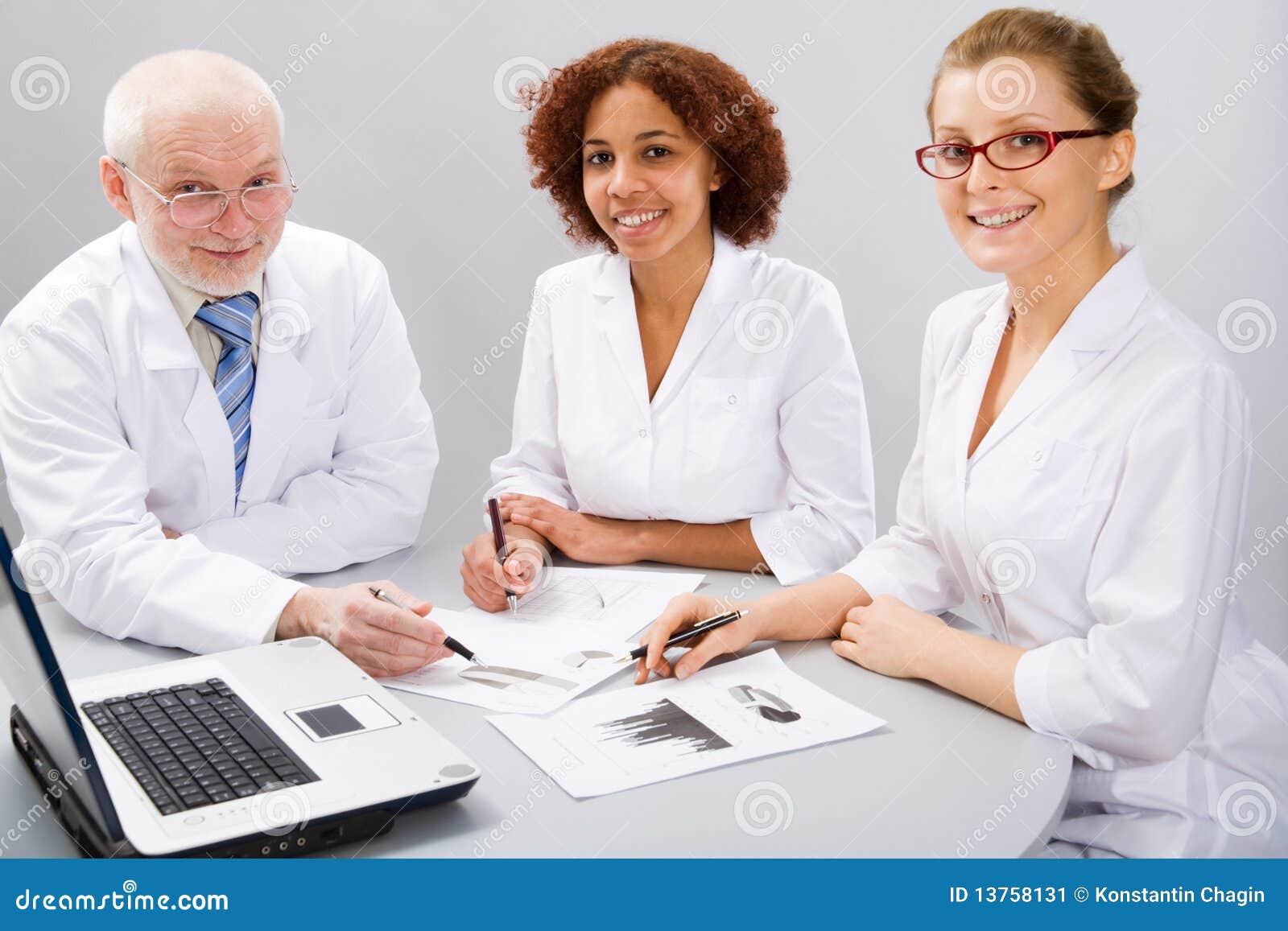 Doctor and students stock image. Image of shoulders, occupation - 13758131