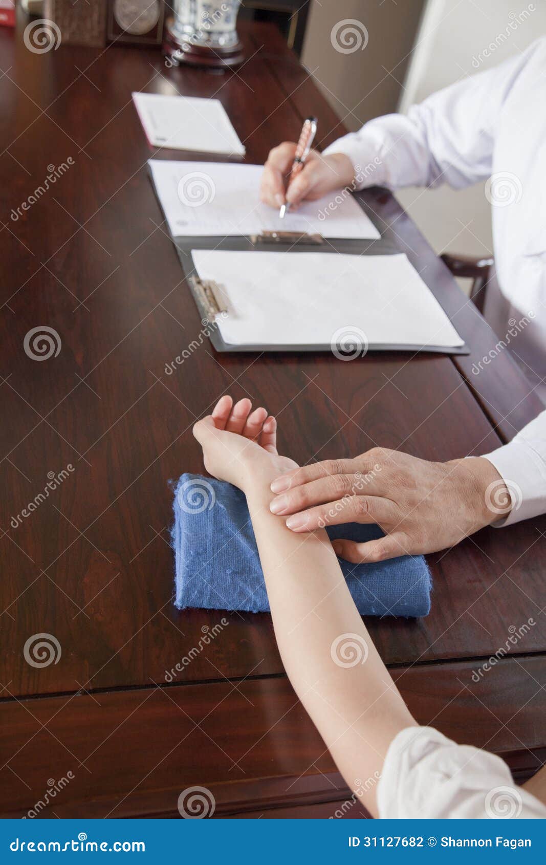 Doctor Taking a Patient S Pulse, Close Up on Arm Stock Photo - Image of ...