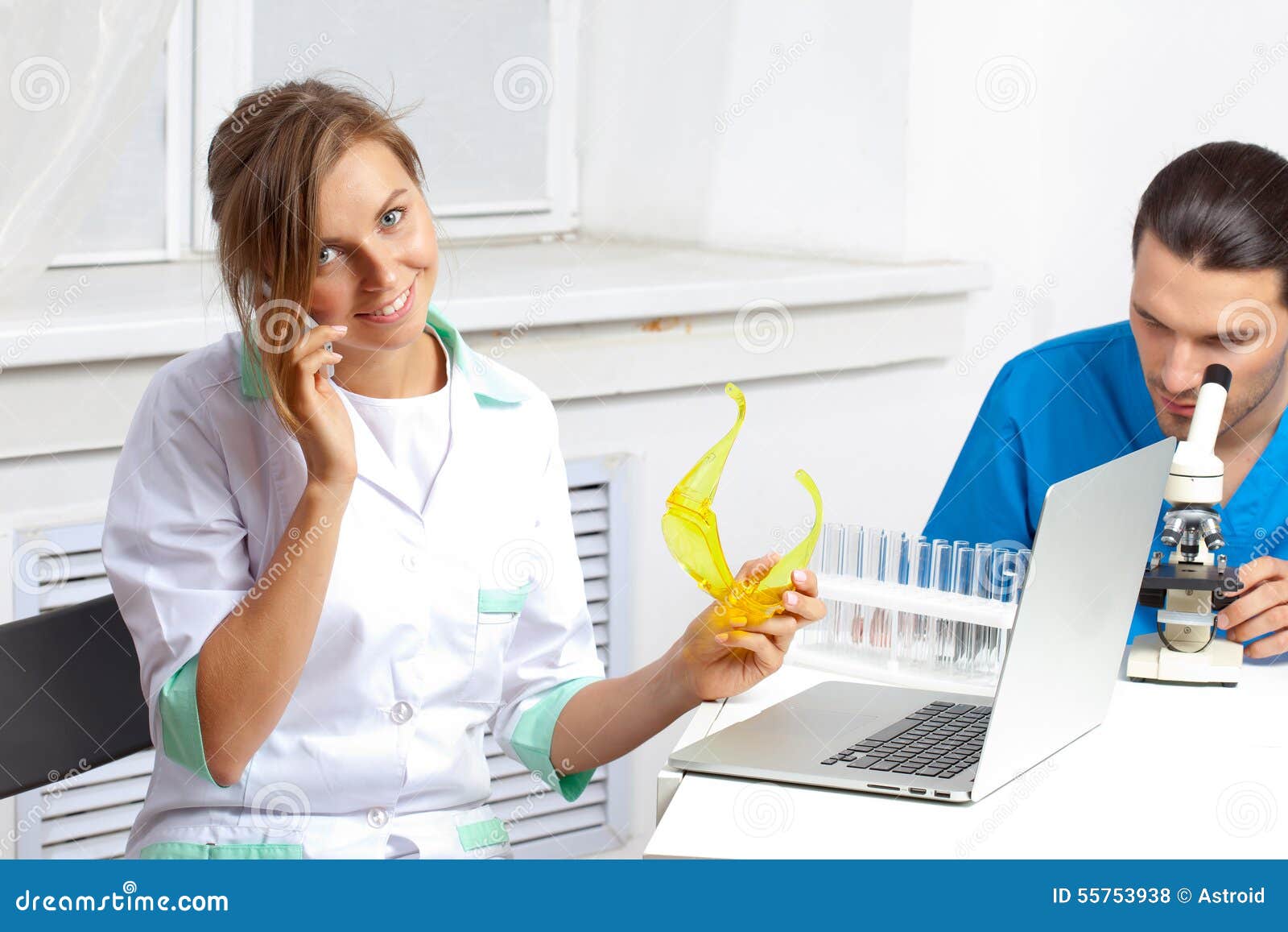 Laboratorian Mix Reagents In The Flask Stock Photography ...