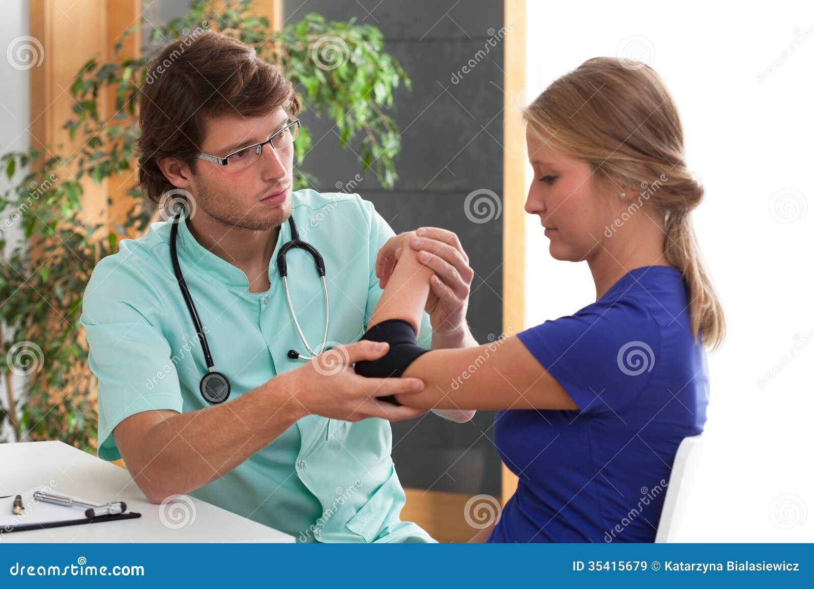 Doctor Testing a Progress in Recovery Stock Image - Image of female ...