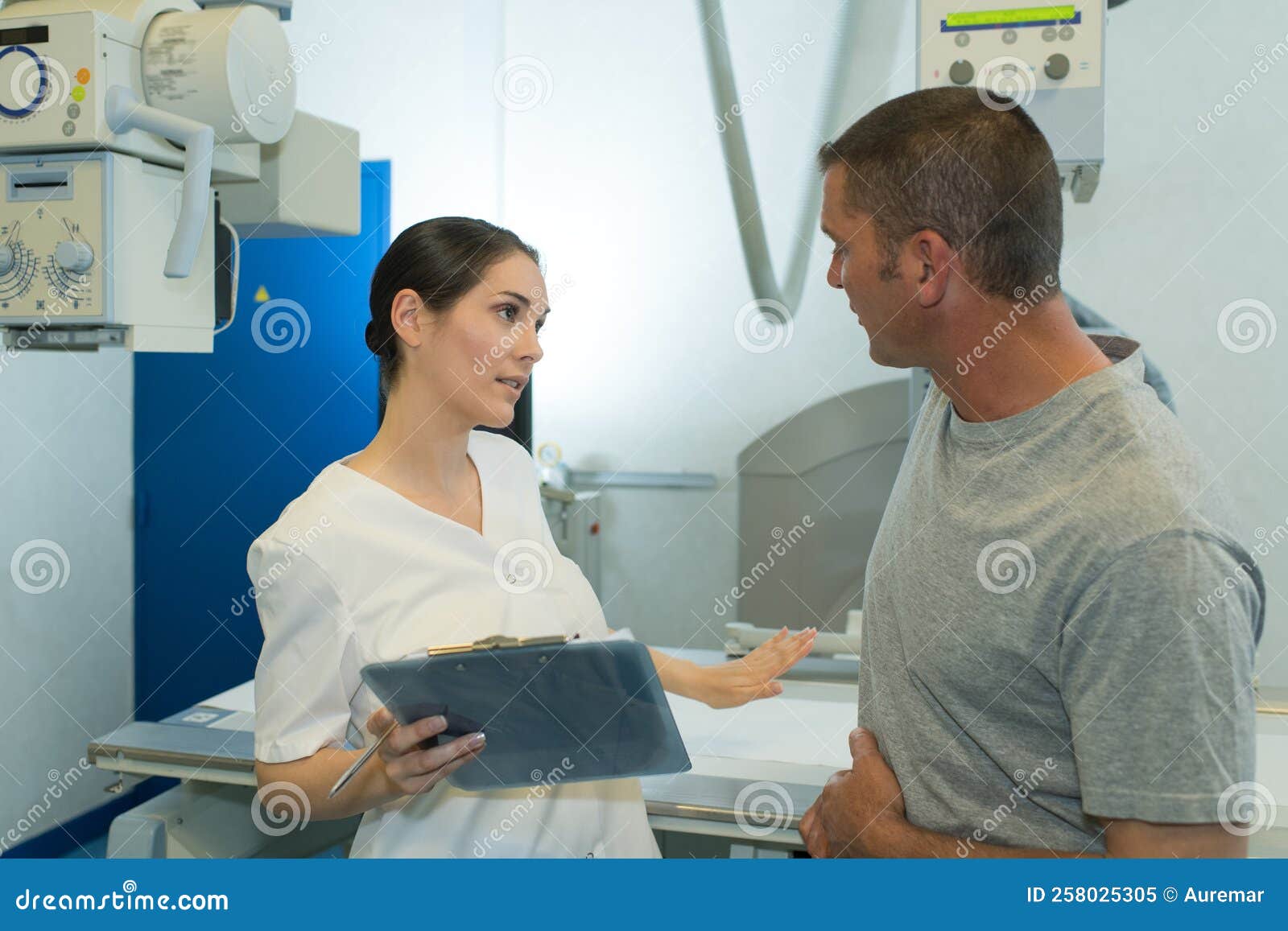 Doctor Talking with Patient after Radiograph Stock Image - Image of ...