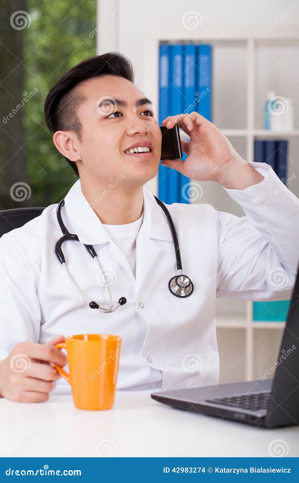 Doctor Talking on the Phone Stock Photo - Image of phone, doctor: 42983274