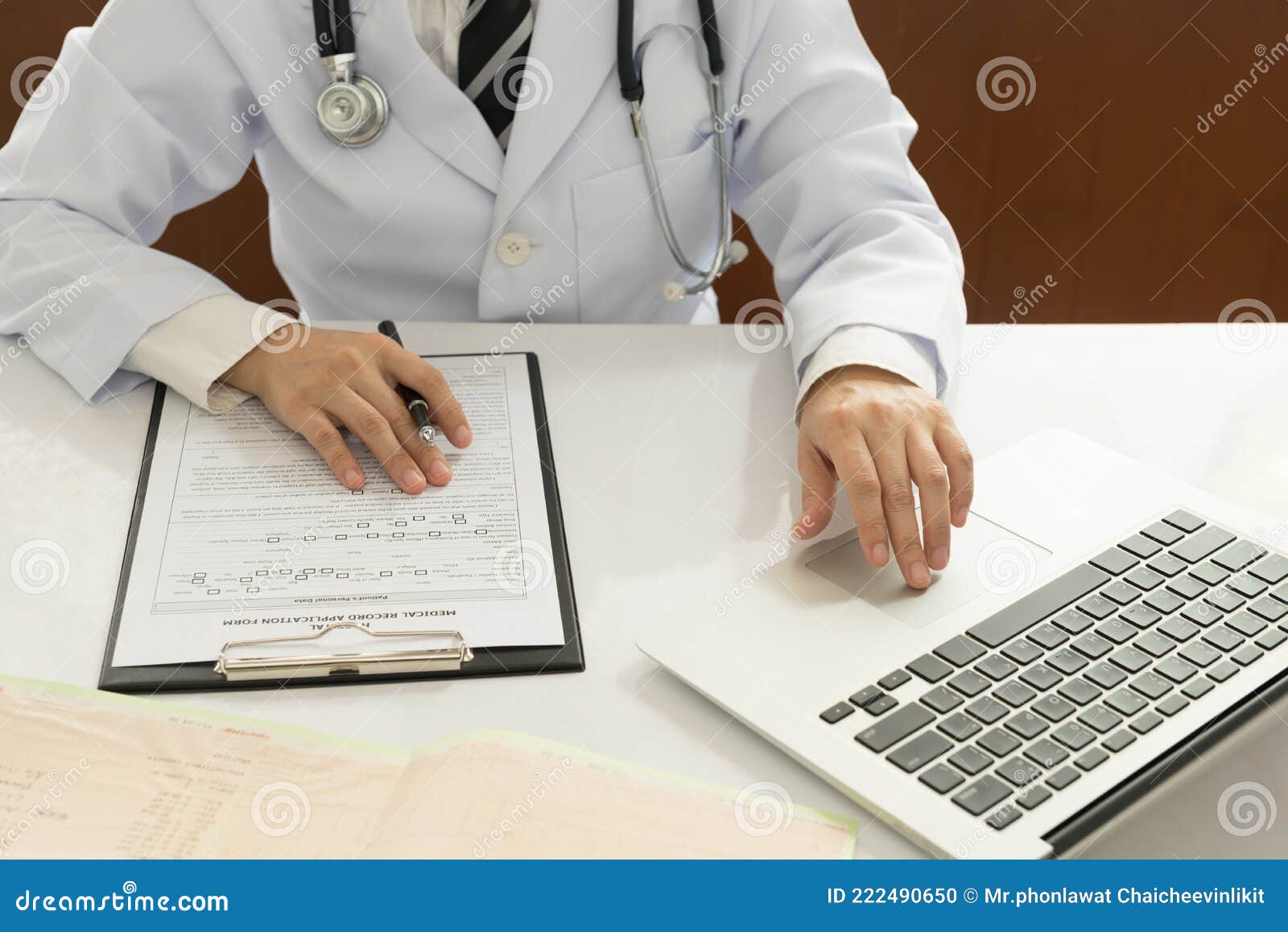 Doctor technology stock photo. Image of doctors, hospital - 222490650