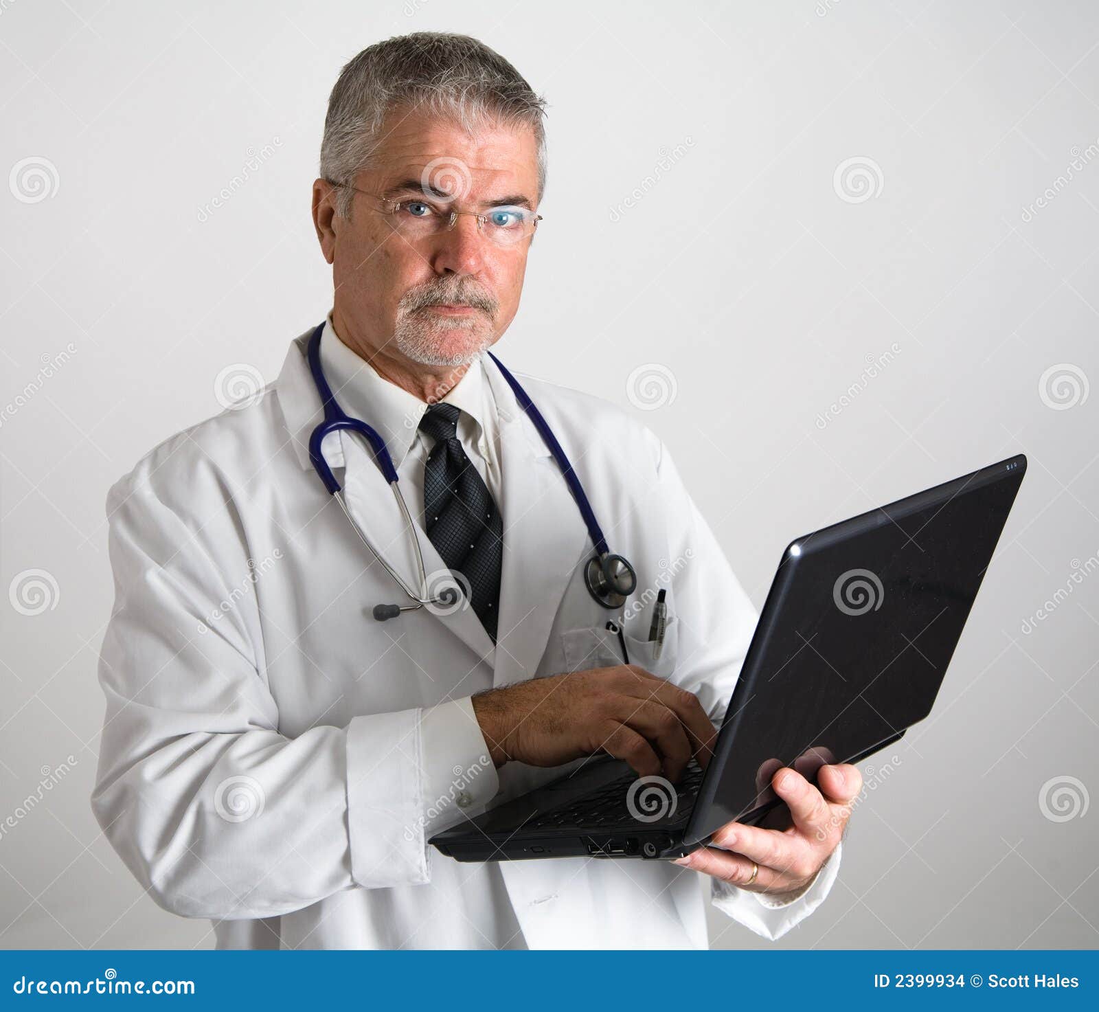 Doctor using computer stock photo. Image of nice, friendly - 2399934 Doctor using computer stock photo. Image of nice, friendly - 2399934