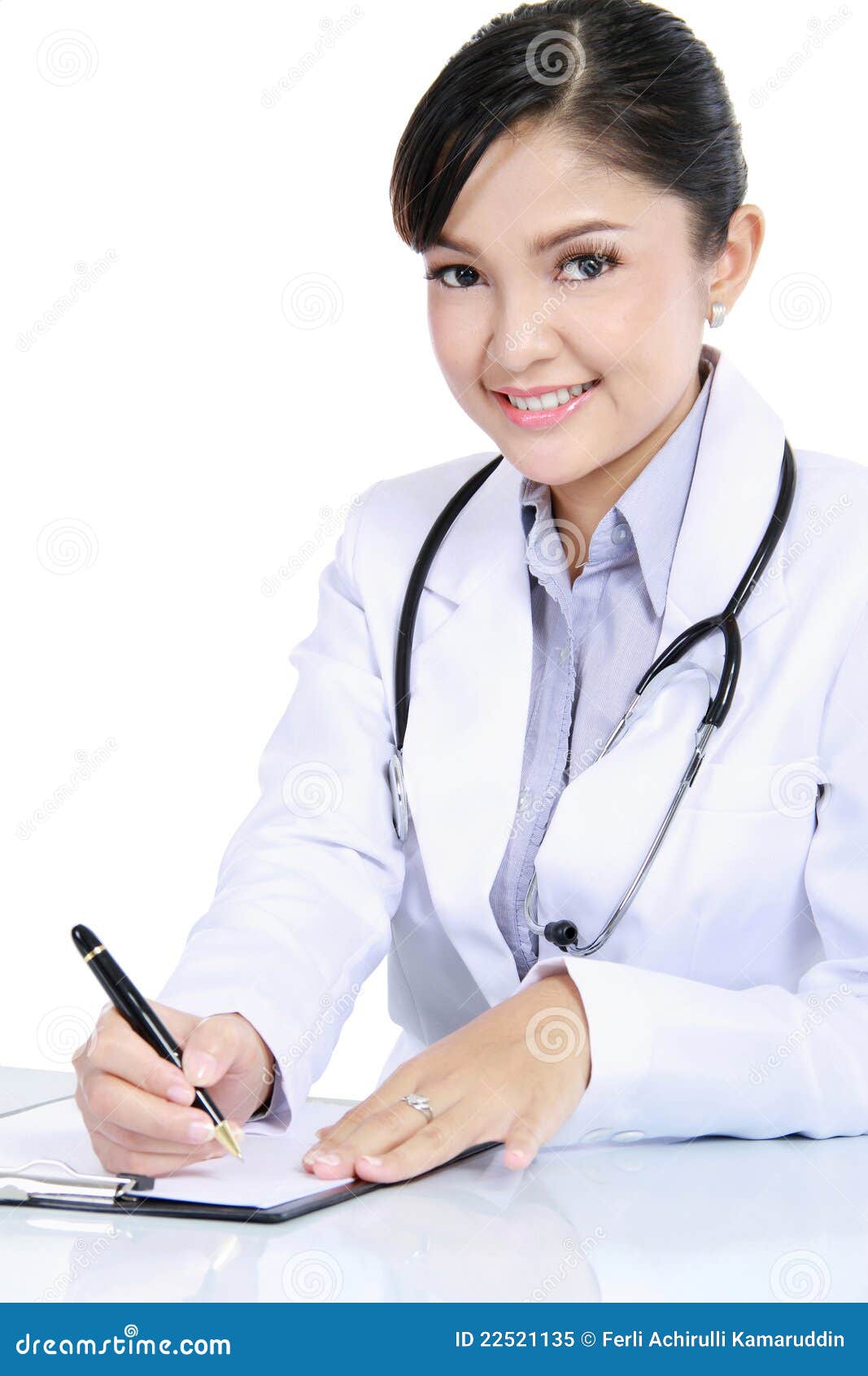 Doctor Woman Writing Clipboard Stock Image - Image of intern, asian ...