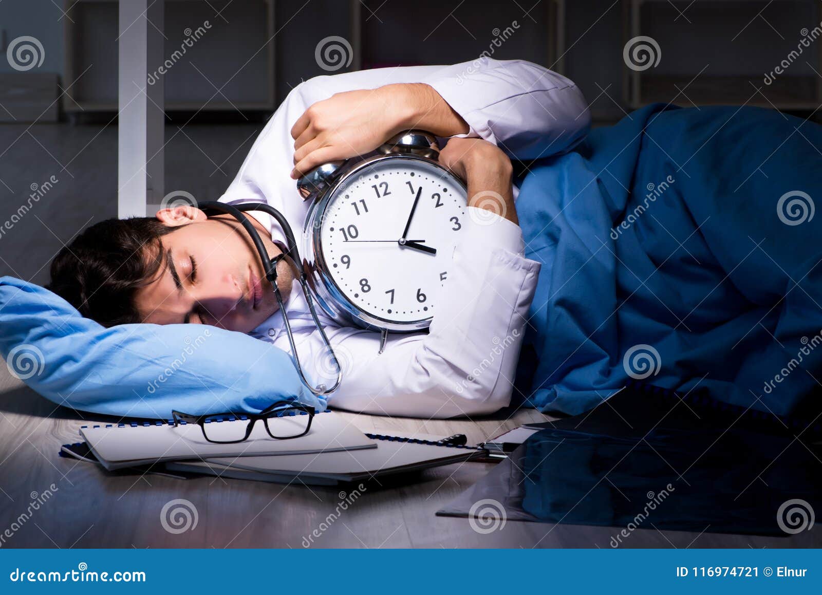 1,120 Doctor Working Hours Stock Photos - Free & Royalty-Free Stock ...