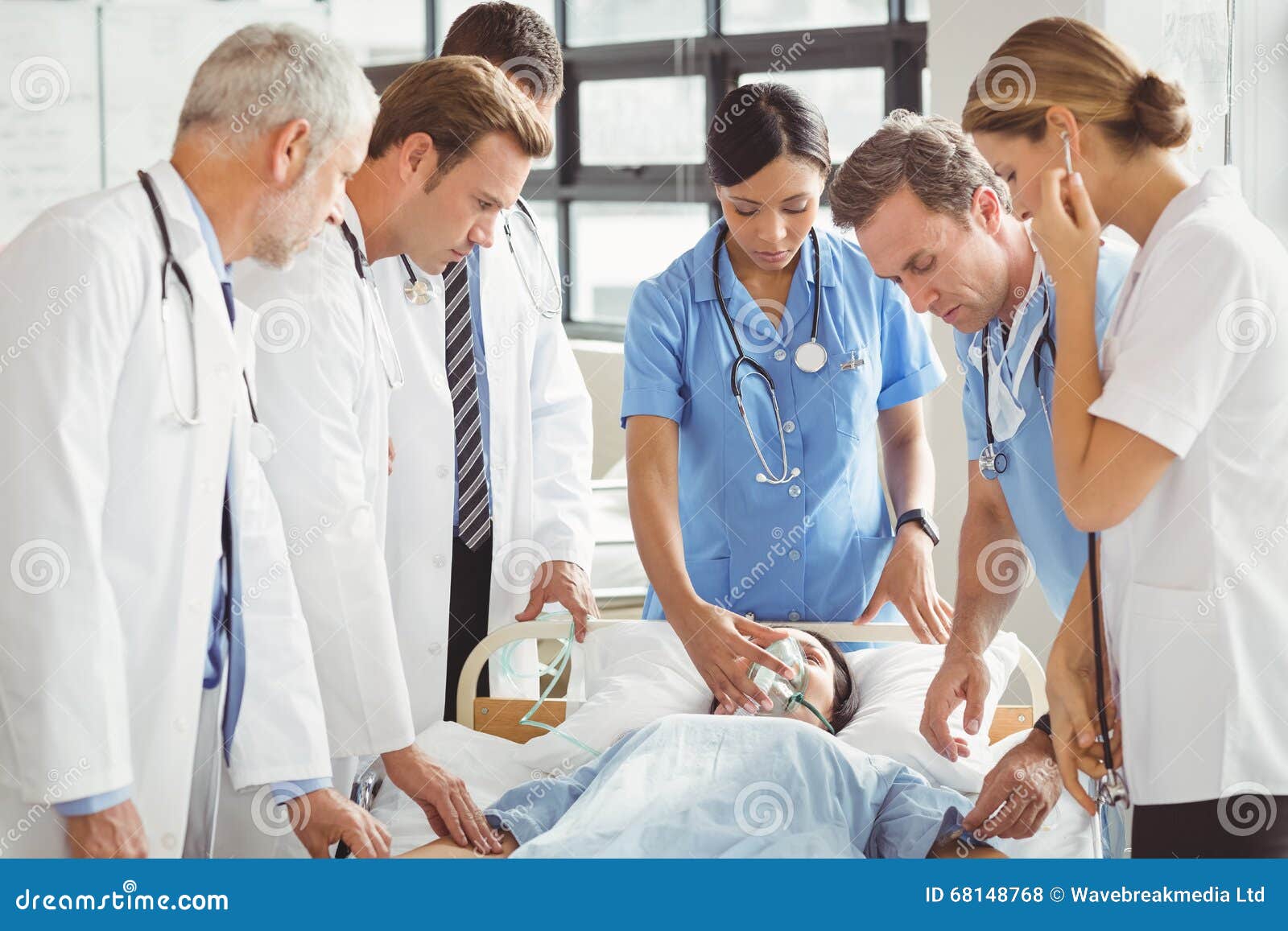 Doctors Examine Female Patient Stock Photo - Image of assistance ...