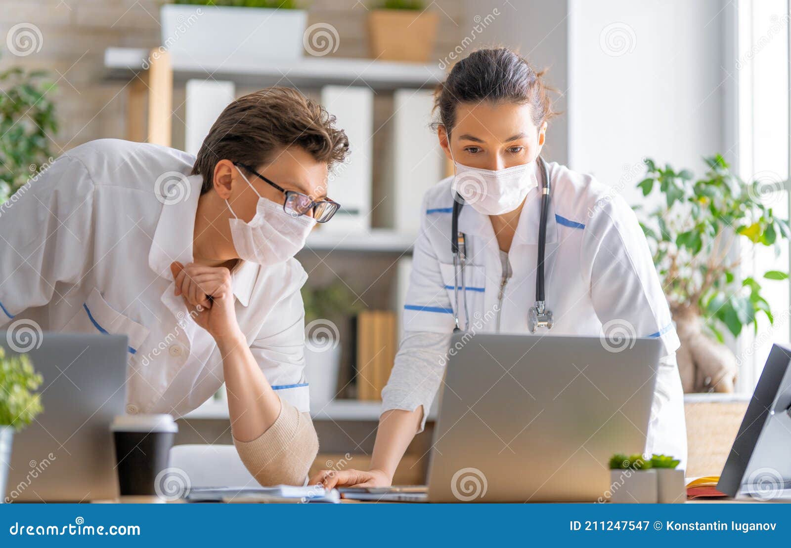 Doctors are talking stock image. Image of medical, candid - 211247547