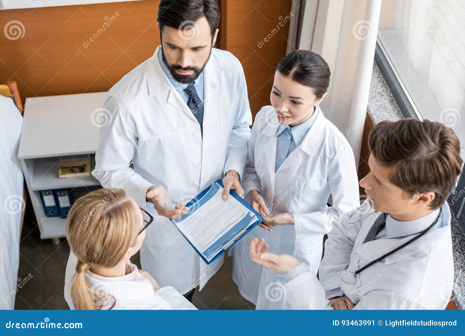 Doctors Team Discussing Diagnosis Stock Image - Image of teamwork ...