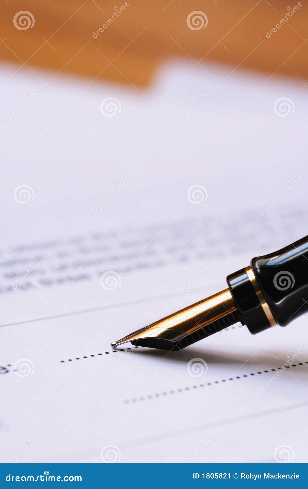 Document De Signature De Stylo-plume Image stock - Image du côté ...