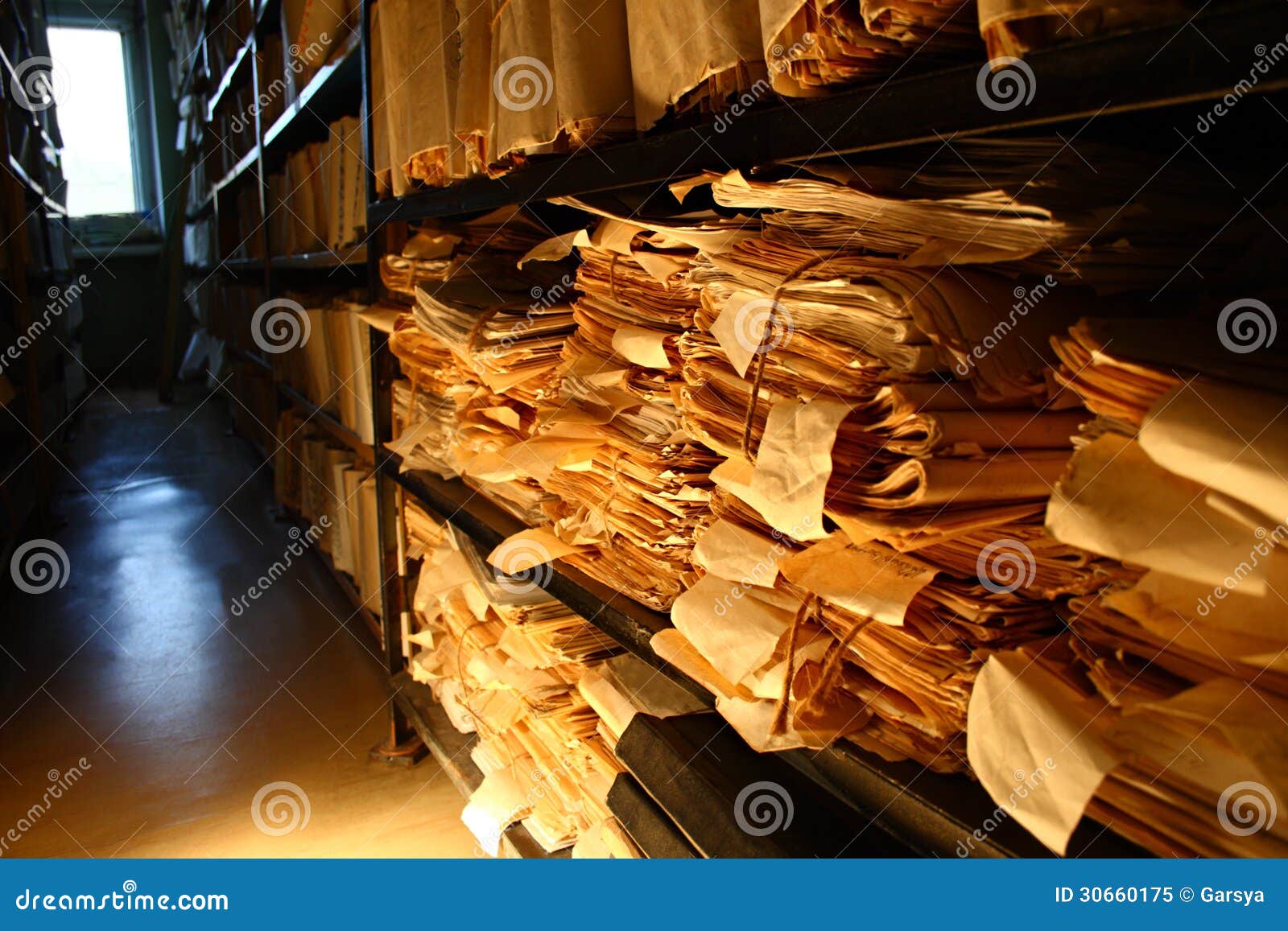 Documenti cartacei immagine stock. Immagine di vecchio - 30660175