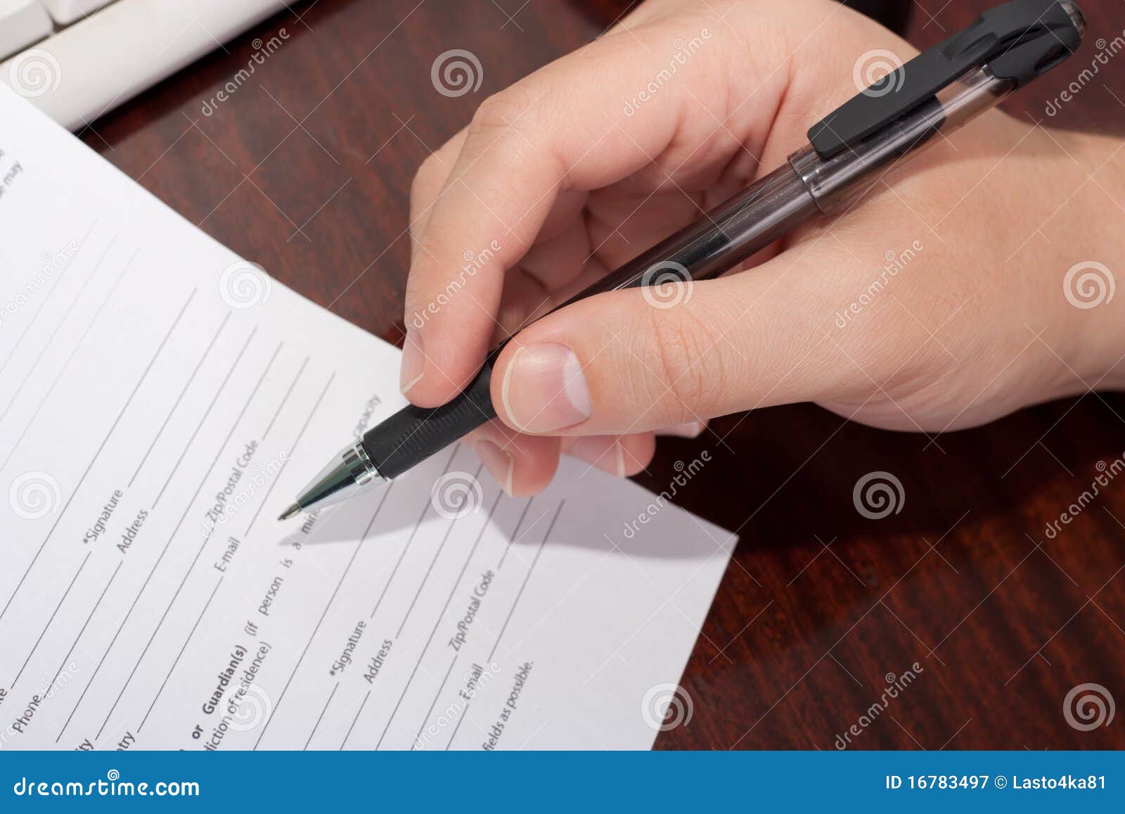 Documento firmato immagine stock. Immagine di calligrafia - 16783497