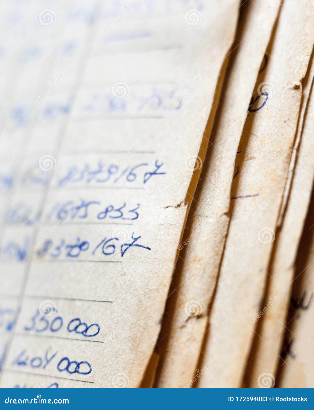 Documentos Antigos Em Papel No Arquivo Imagem de Stock - Imagem de ...