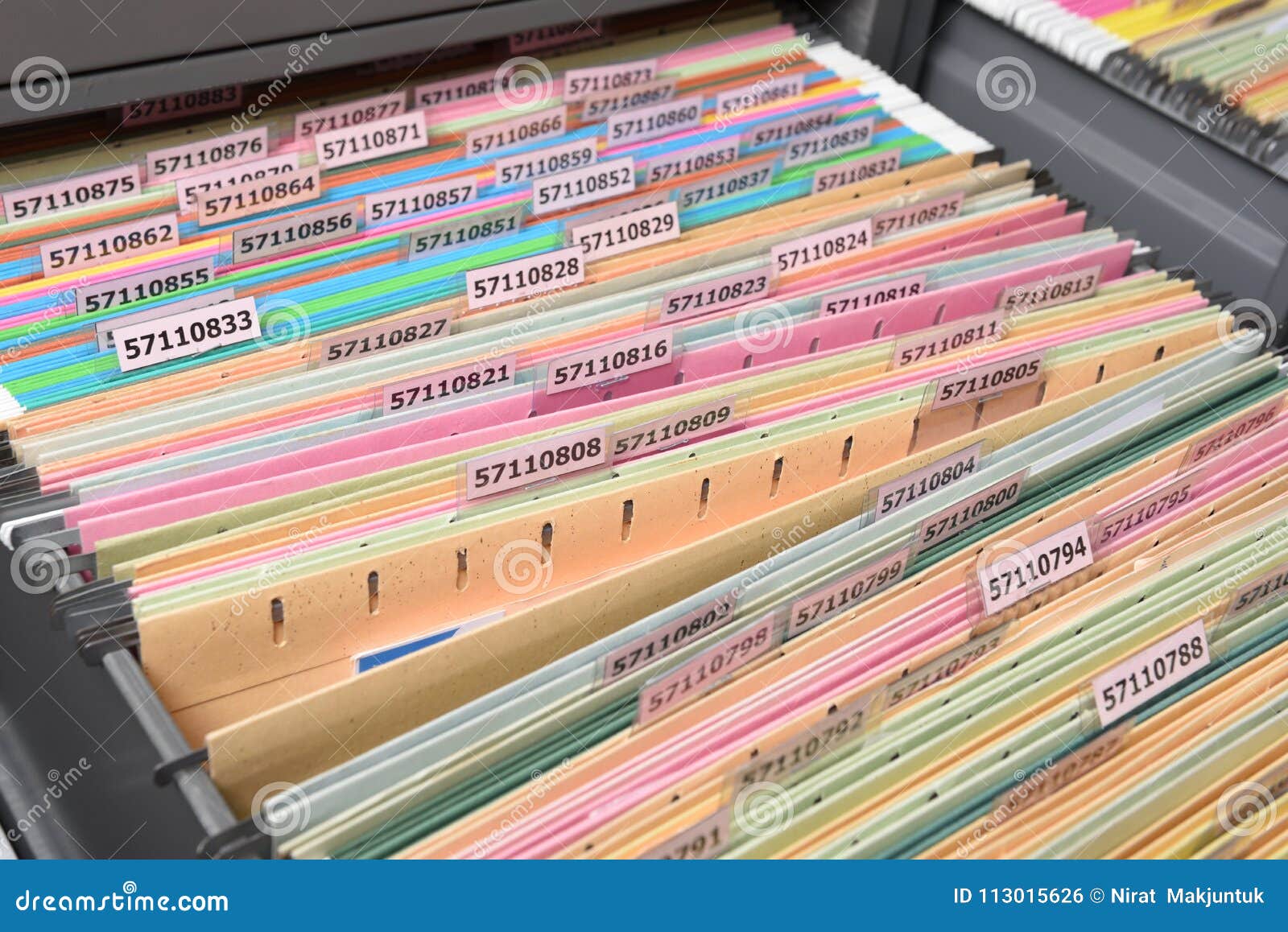 Documentos importantes foto de archivo. Imagen de colgante - 113015626