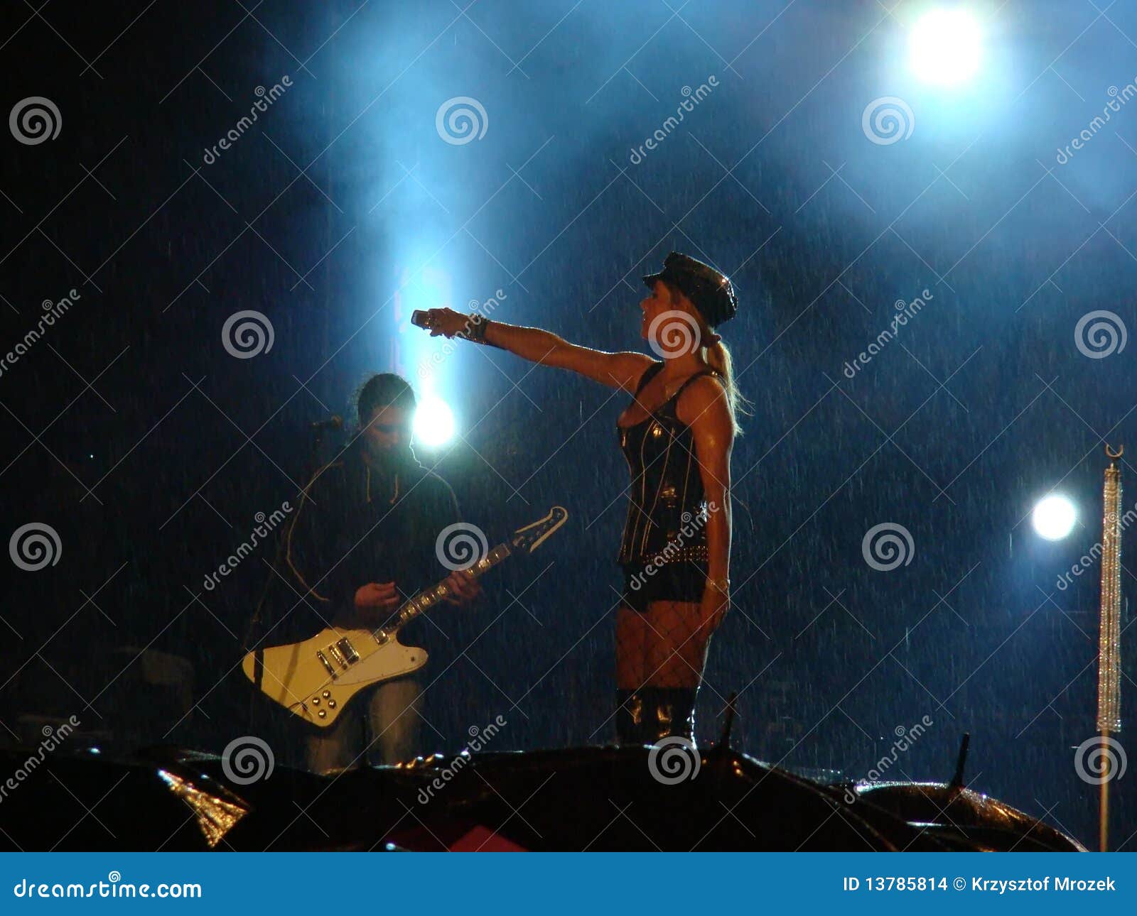 Doda editorial stock image. Image of sings, stage, park - 13785814