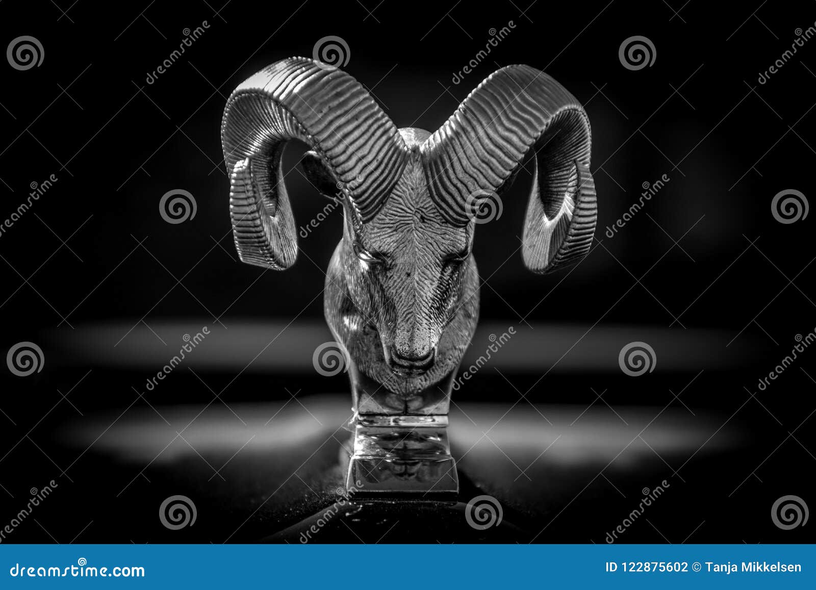 Dodge Ram car emblem editorial photography. Image of travel - 122875602