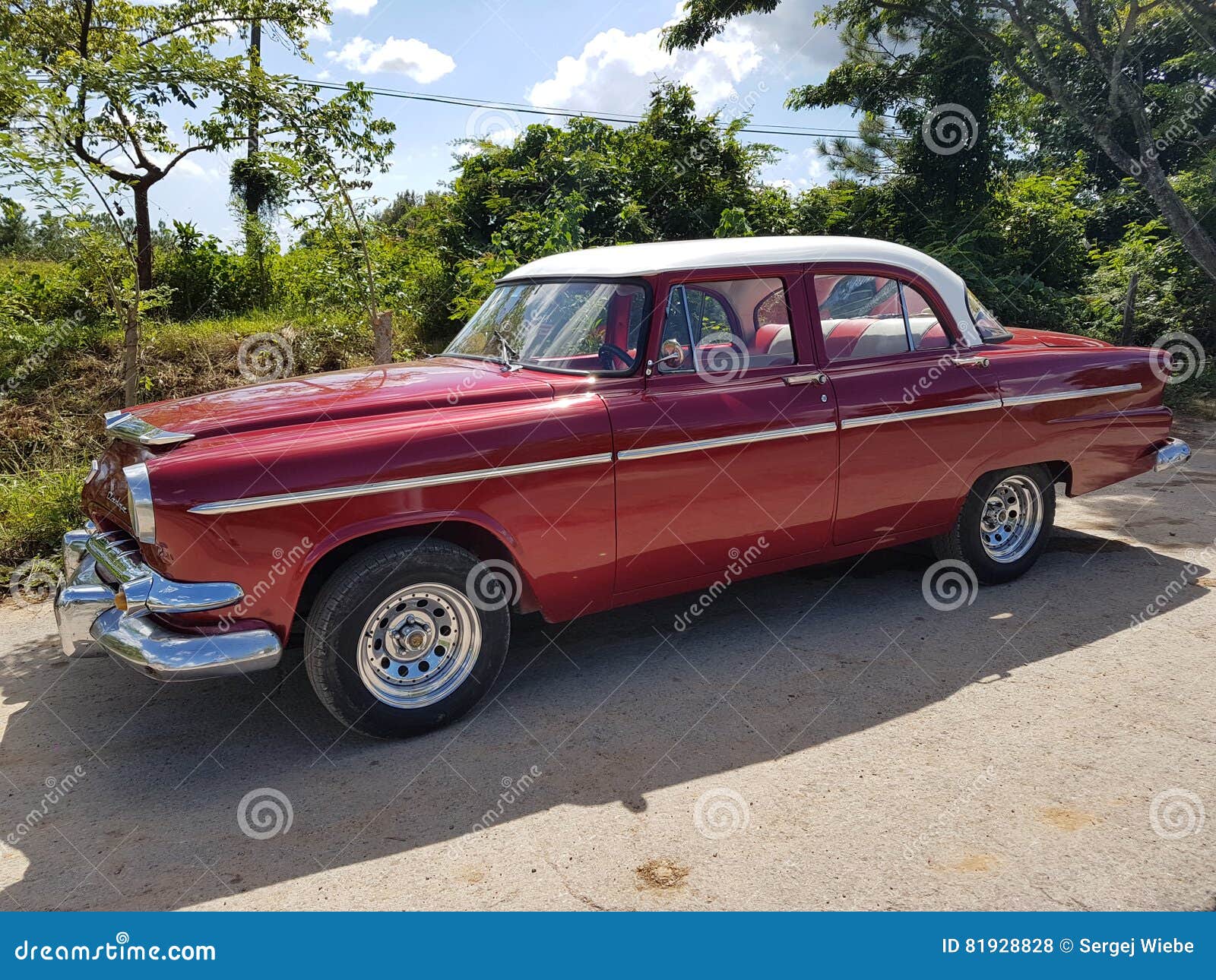 Dodge oldtimer editorial stock photo. Image of oldtimer - 81928828