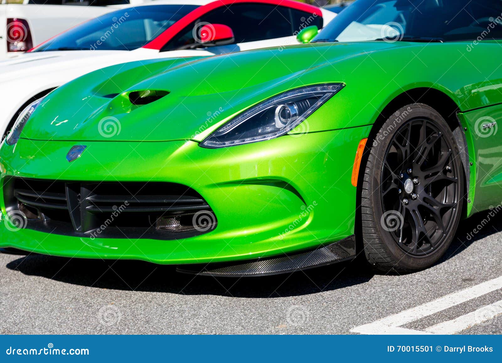 Dodge verde foto editorial. Imagem de esportes, mostra - 70015501