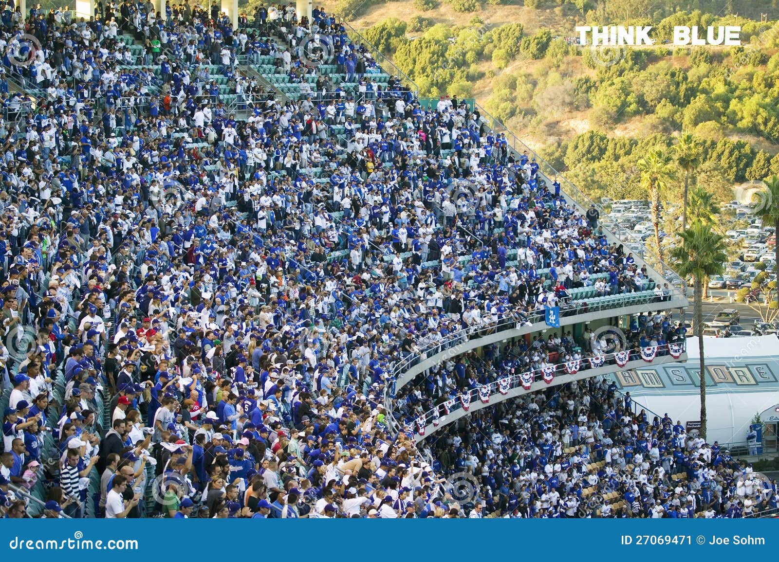 Dodger fans editorial photo. Image of home, america, game - 27069471
