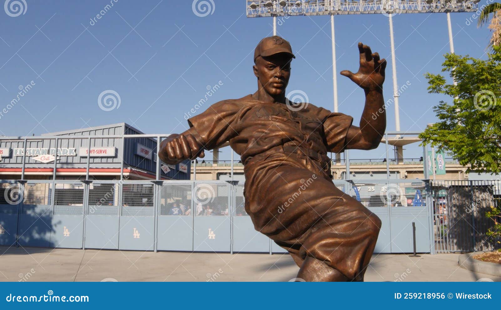 Dodger Stadium Statue in Los Angeles Editorial Photo - Image of ...