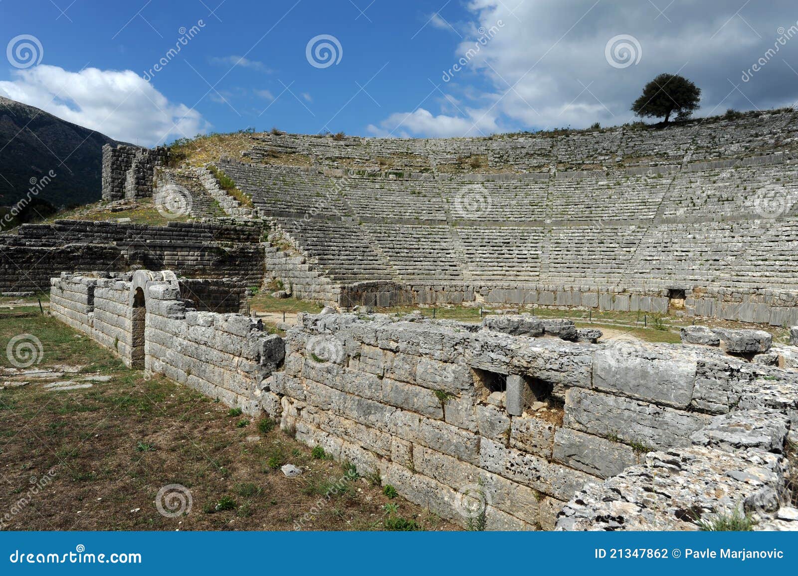 Dodona, Luogo Antico Di ORACLE Della Grecia Fotografia Stock - Immagine ...