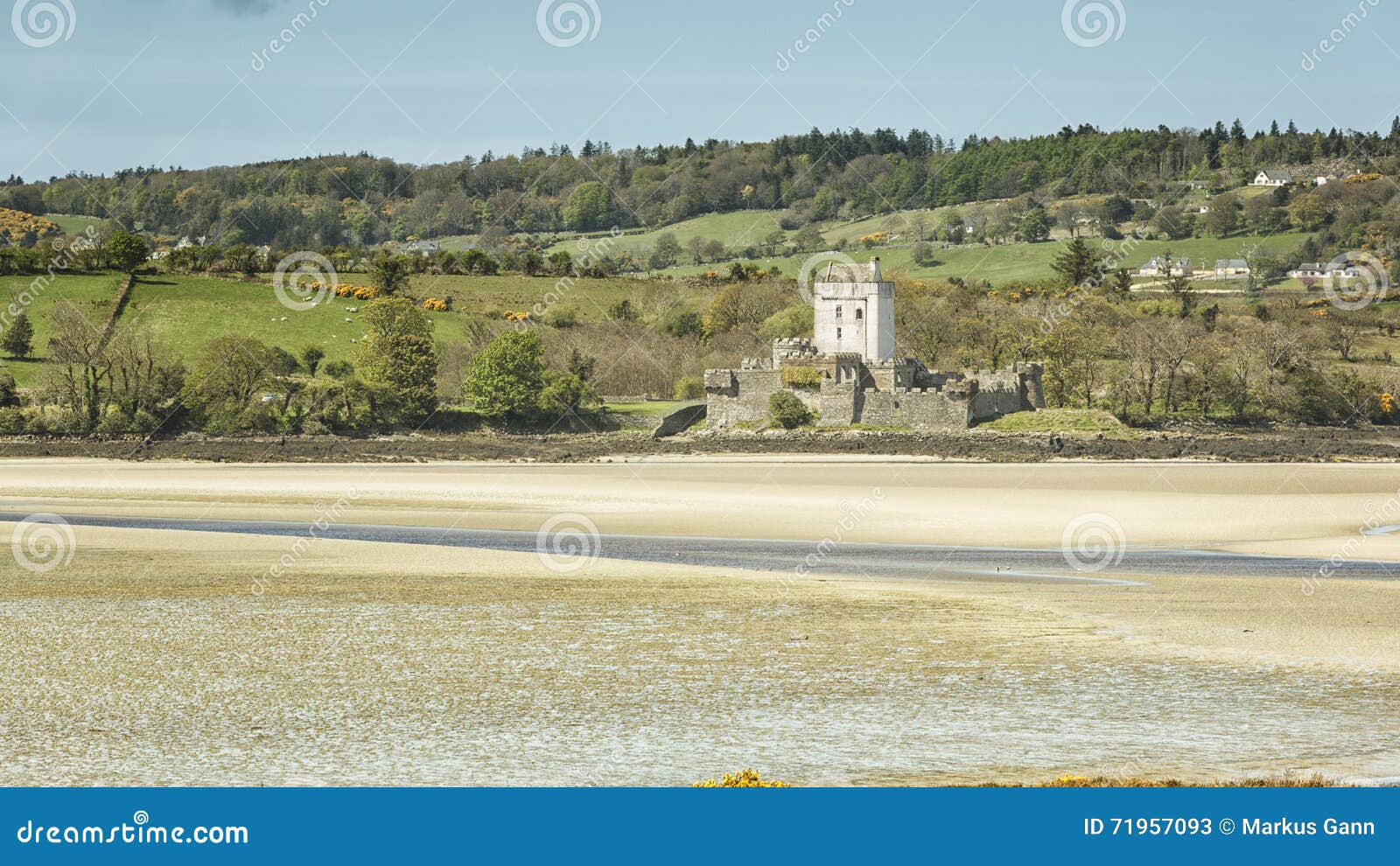 Doe Castle Creeslough Ireland Stock Image - Image of creeslough ...