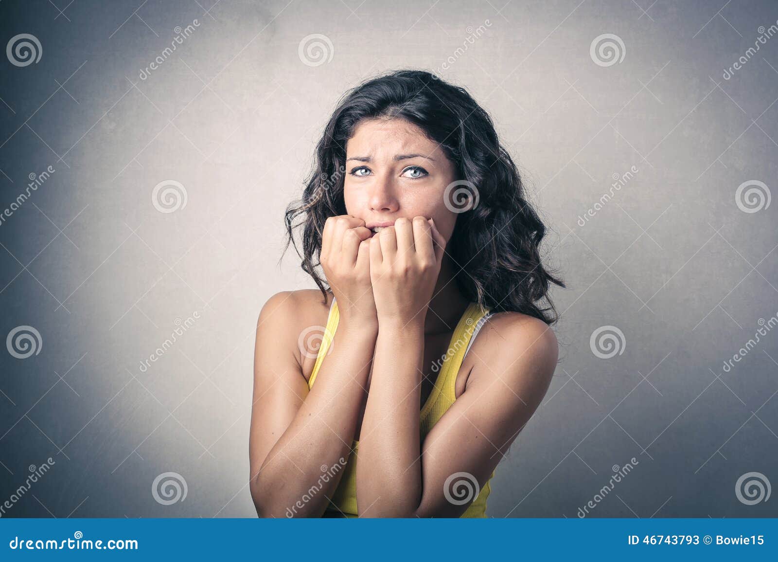 Doen schrikken meisje stock afbeelding. Image of litteken - 46743793