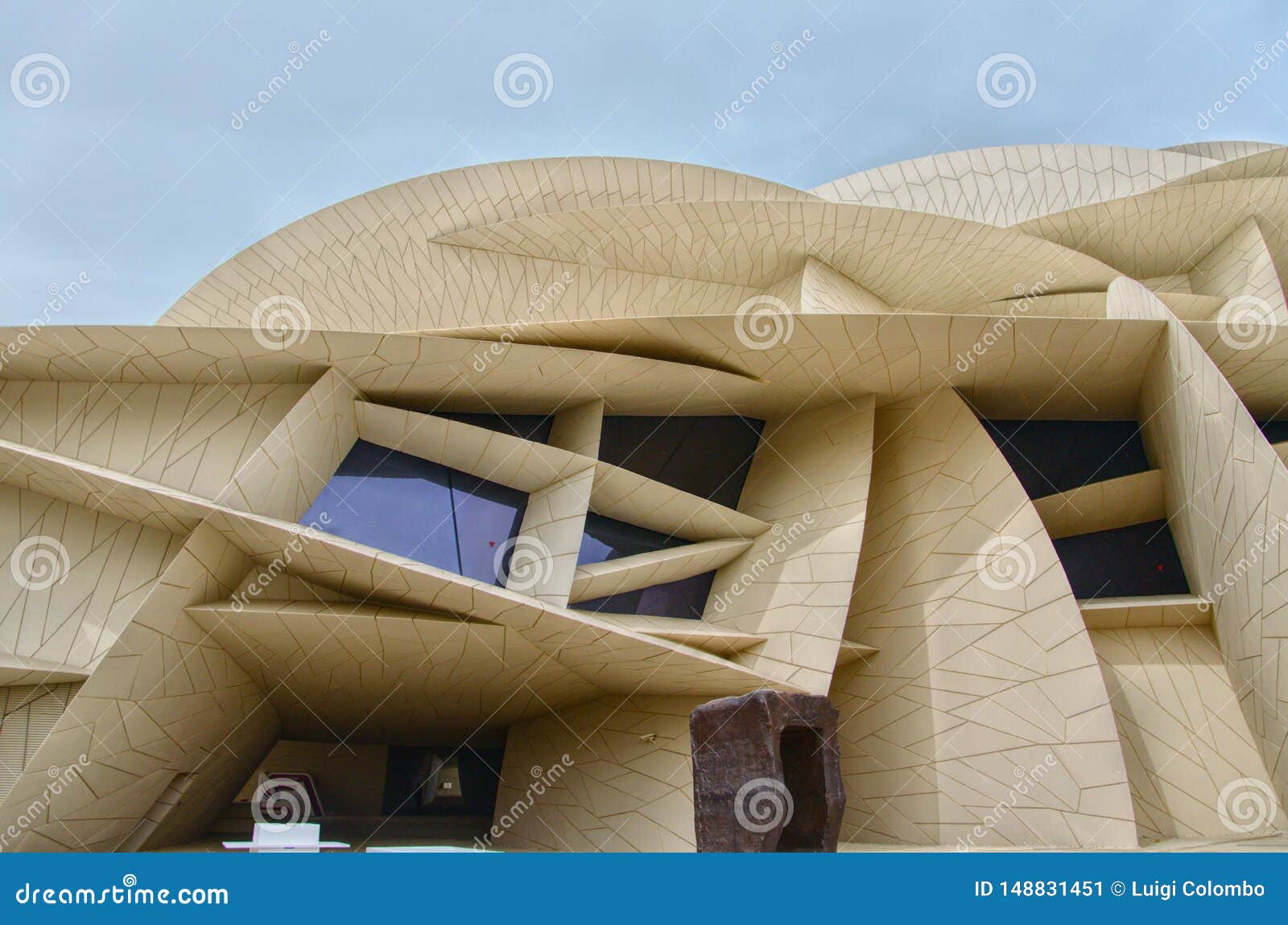 Doha Modern Art Museum editorial photo. Image of architecture - 148831451