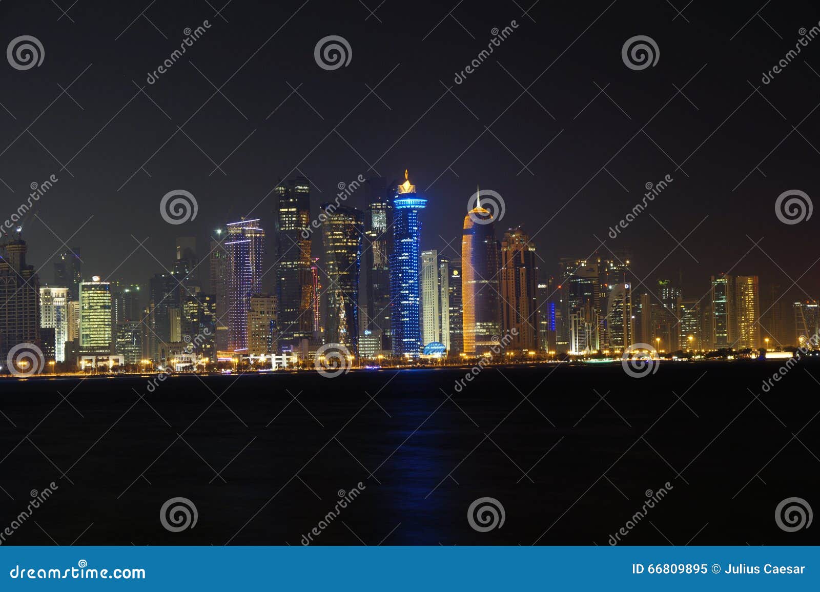 Doha at Night editorial image. Image of weekdays, wallpaper - 66809895