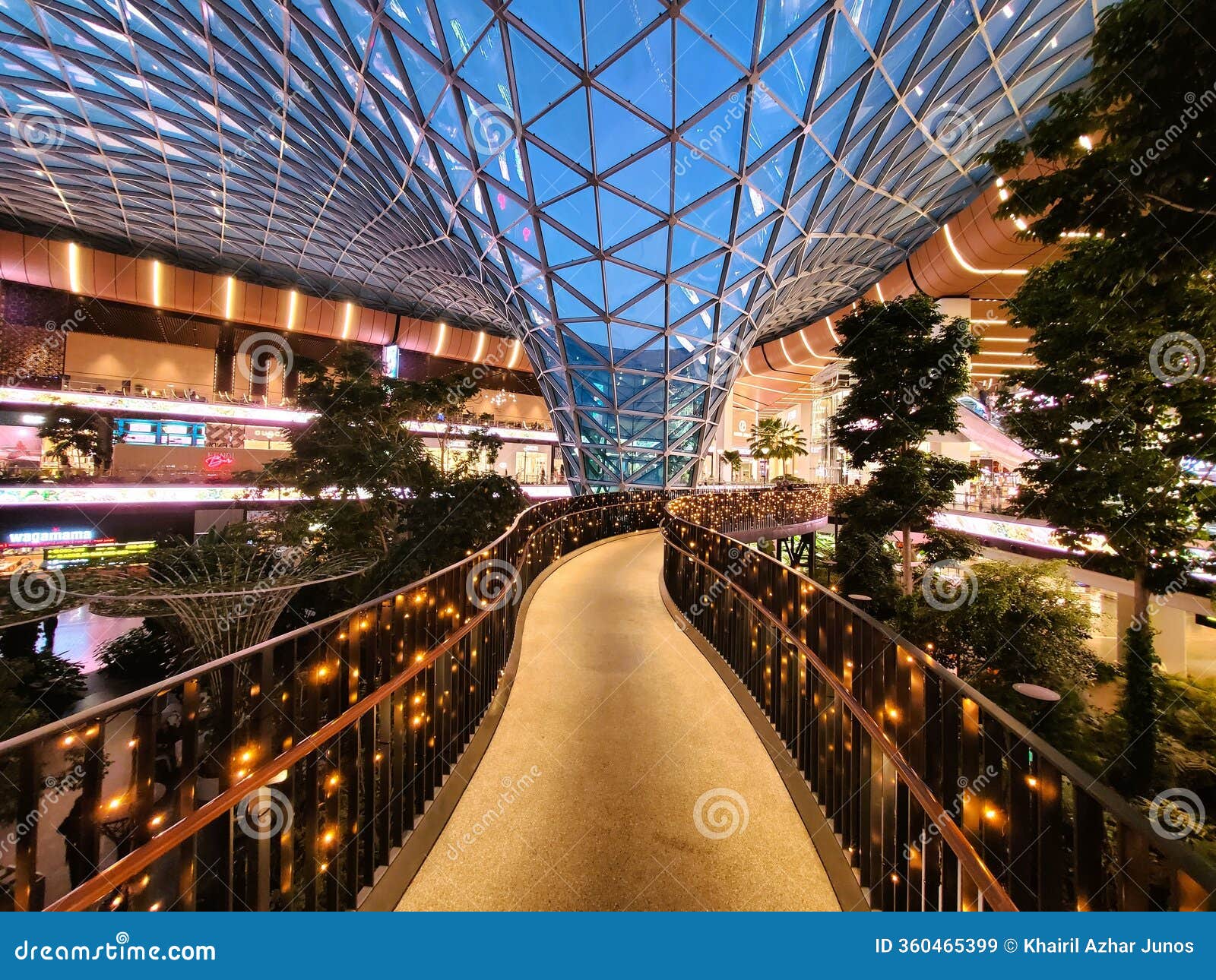 Doha, Qatar - Feb 1, 2025 - the Illuminated and Elevated Walkway ...