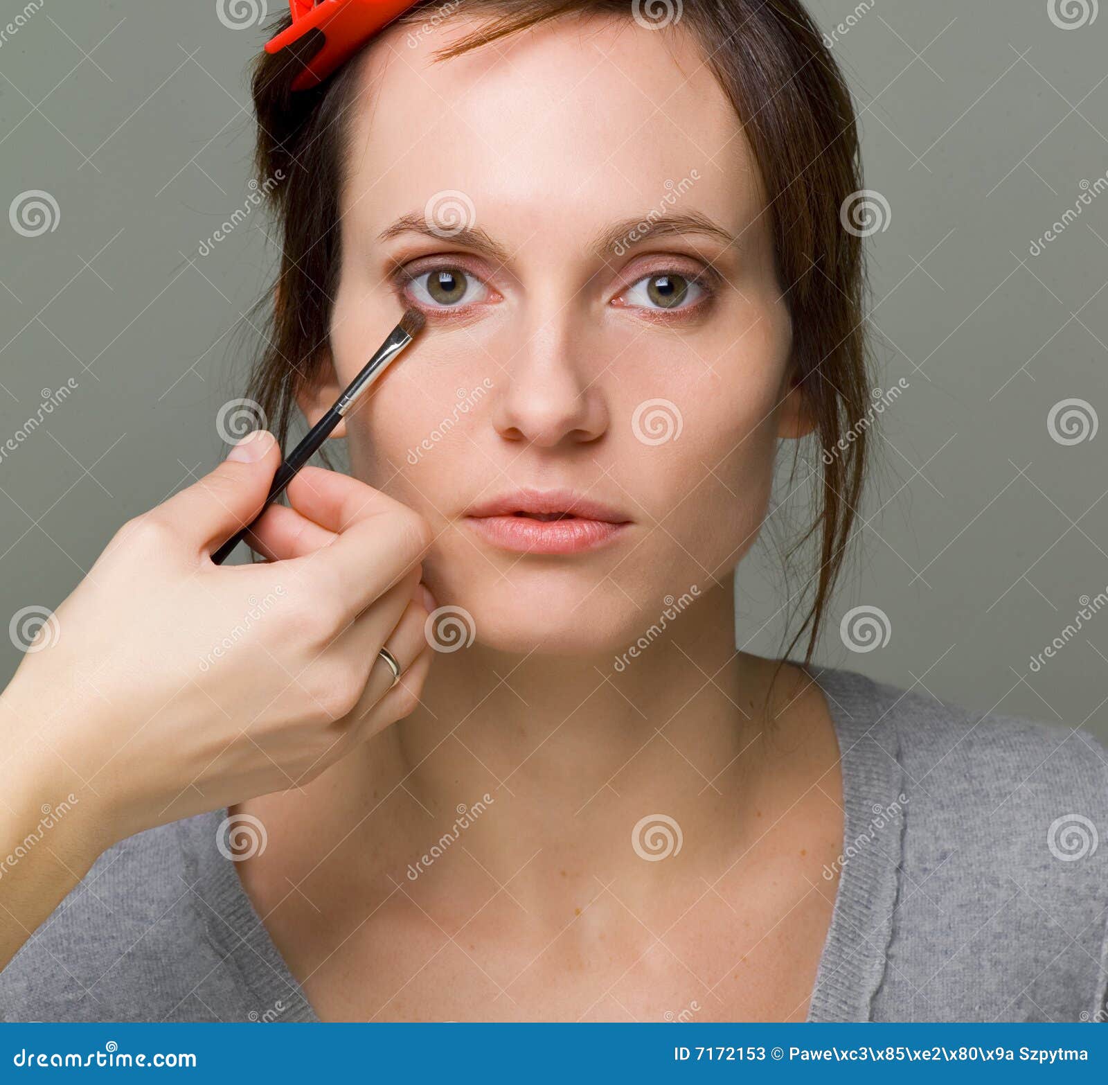 Doing makeup stock image. Image of horizontal, female - 7172153