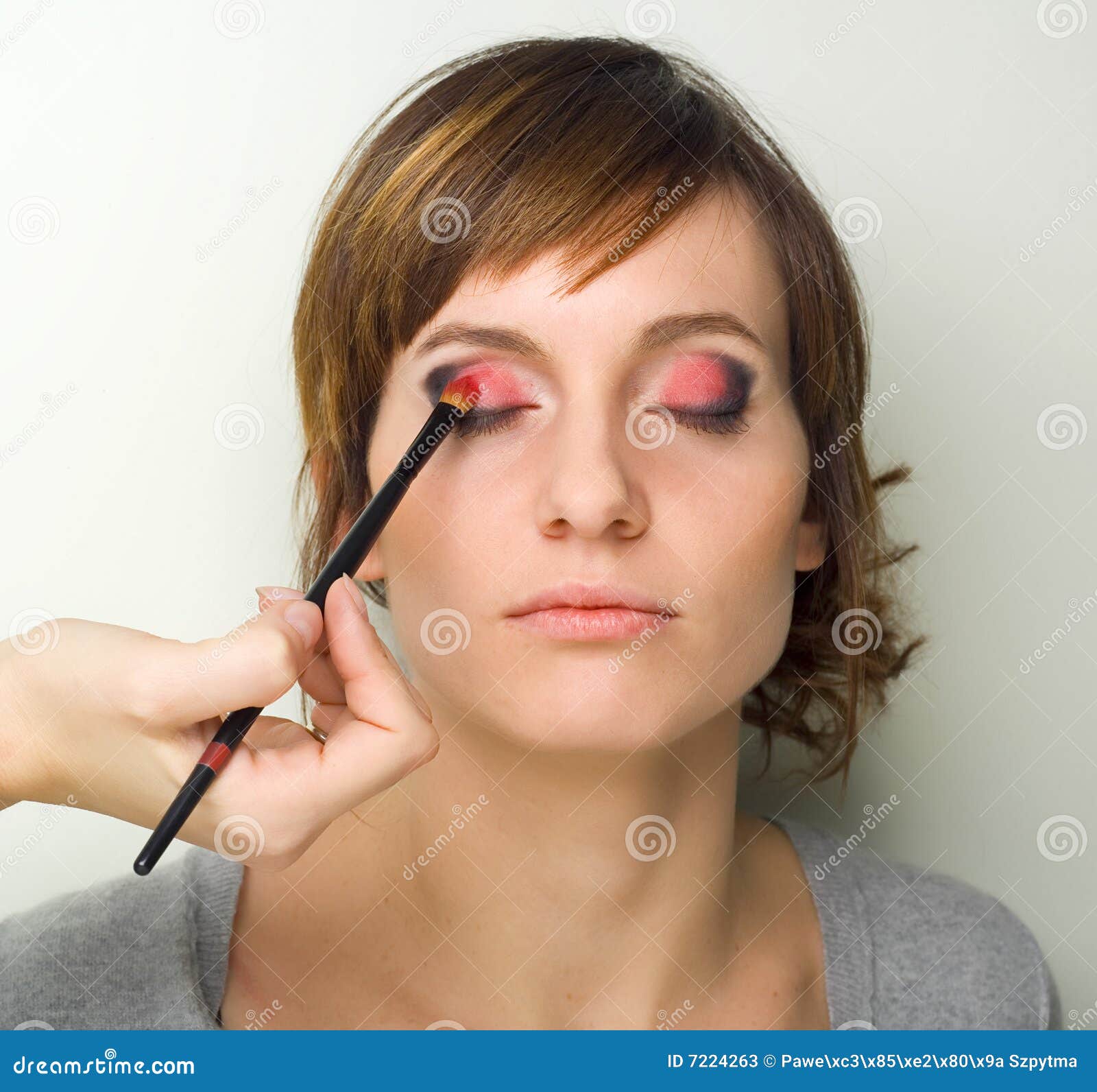 Doing makeup stock image. Image of brown, arrow, cosmetic - 7224263