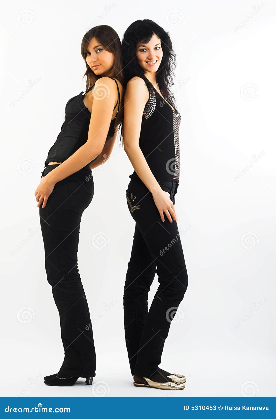 Dois modelos bonitos imagem de stock. Imagem de consideravelmente - 5310453