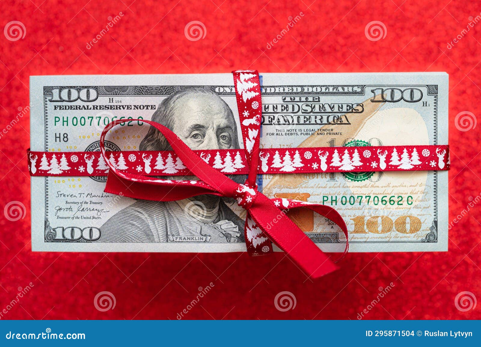 100 Dollar Banknotes with Bow Stock Photo - Image of commerce ...