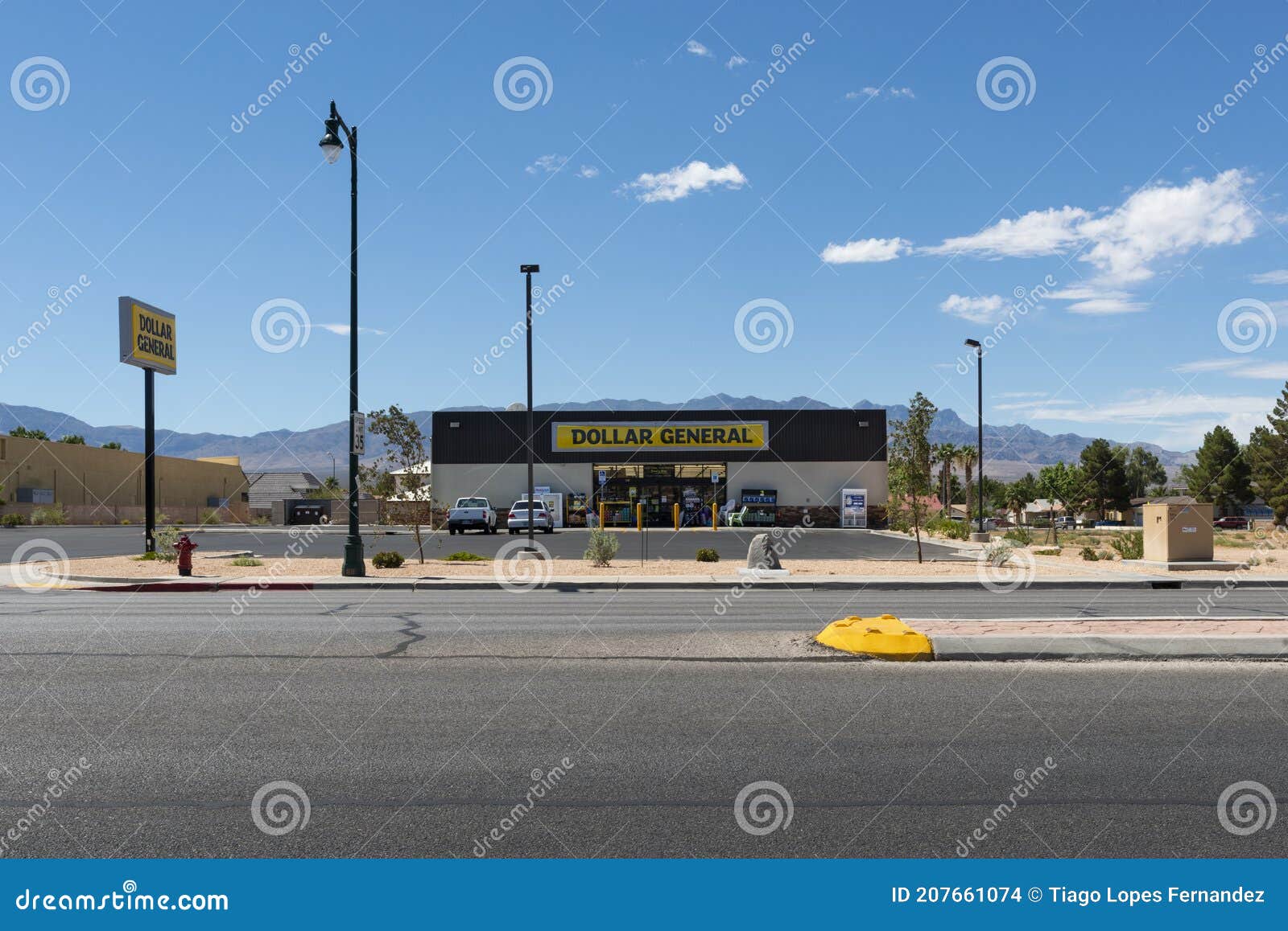 A Dollar General Store in the State of Nevada, USA Editorial Stock ...