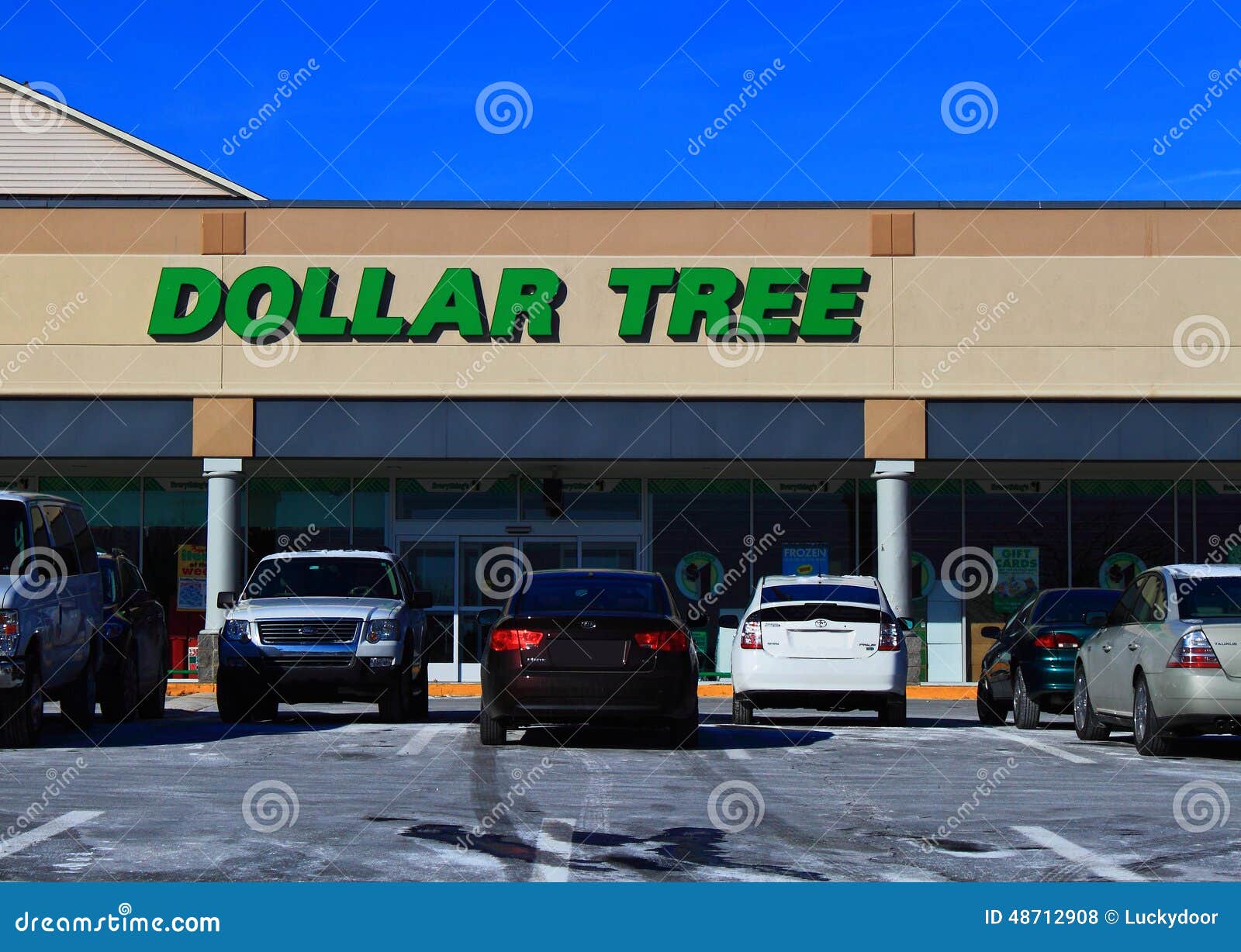 Dollar Tree Retail Store Sign And Logo Editorial Image | CartoonDealer ...