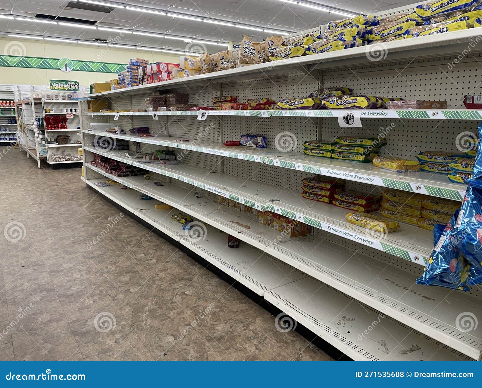 Dollar Tree Retail Store Interior Empty Cookie Section Editorial Stock ...