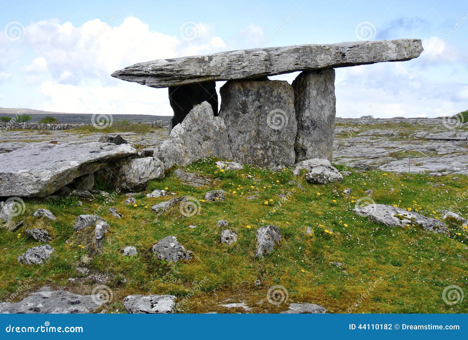 Dolmen, Ireland stock photo. Image of wonderful, famous - 44110182