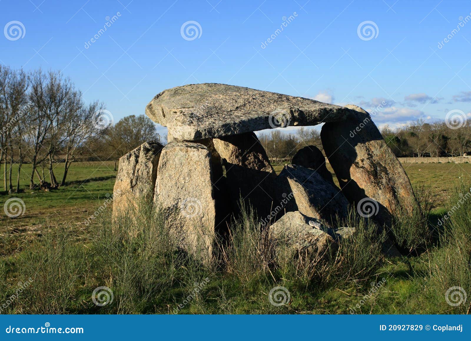 10,985 Monolithique Photos libres de droits et gratuites de Dreamstime