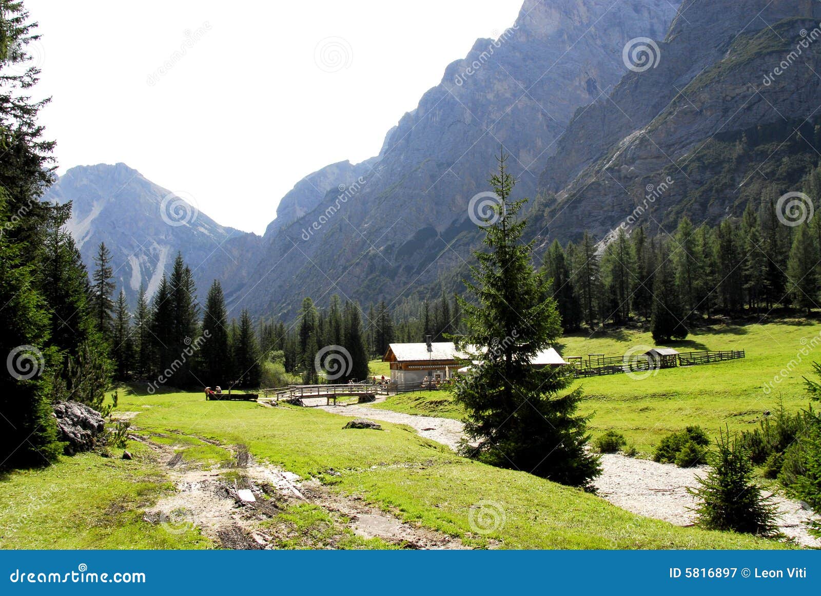 Dolomiti stock image. Image of peak, spring, rock, natural - 5816897