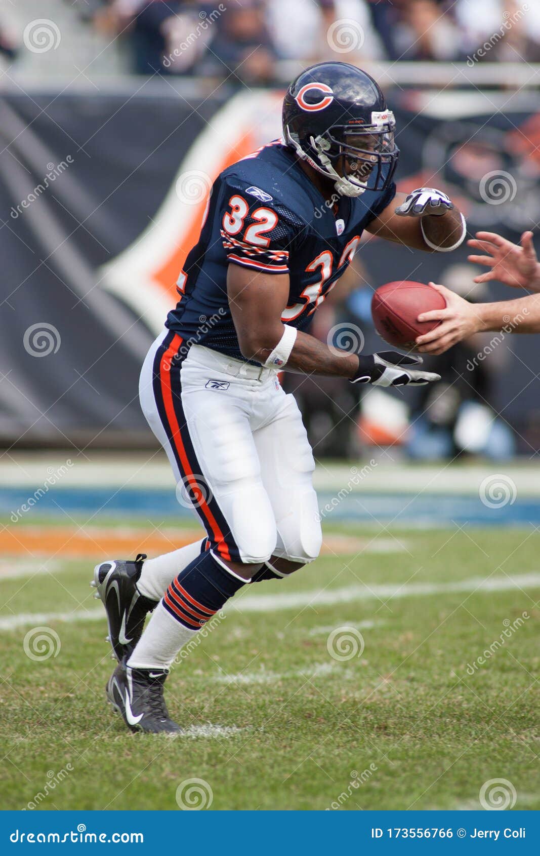 Cedric Benson editorial photo. Image of back, cedric - 173556766