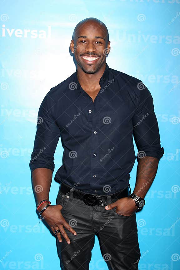 Dolvett Quince editorial stock photo. Image of universal - 23276143