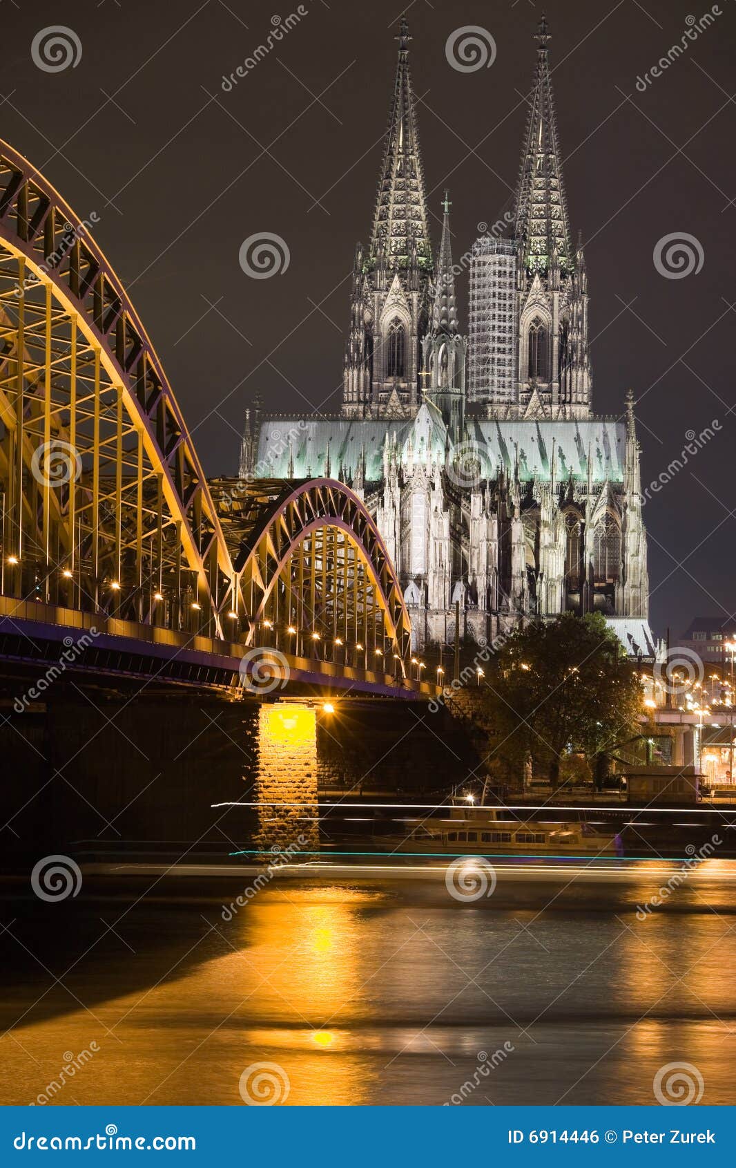 Dom in Cologne at Night Lighting Stock Photo - Image of koln, monument ...