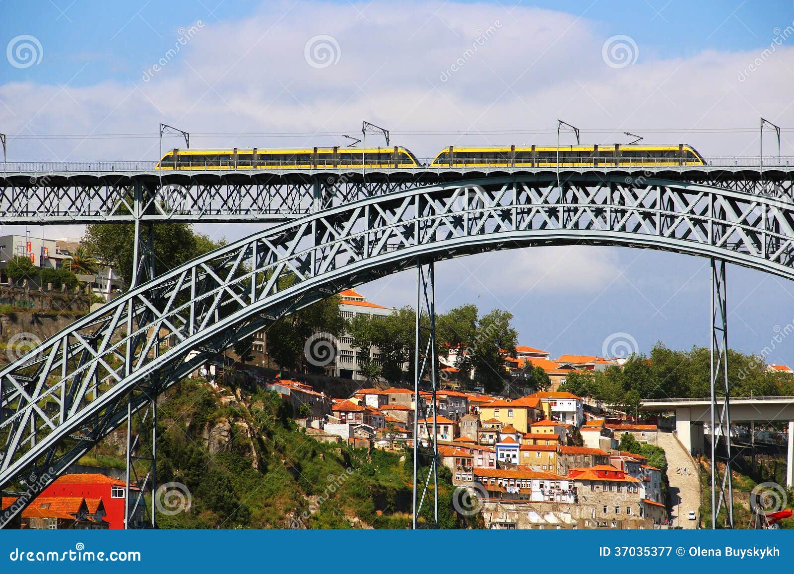 Dom Luis Bridge, Oporto, Portugal Imagen de archivo - Imagen de duero ...