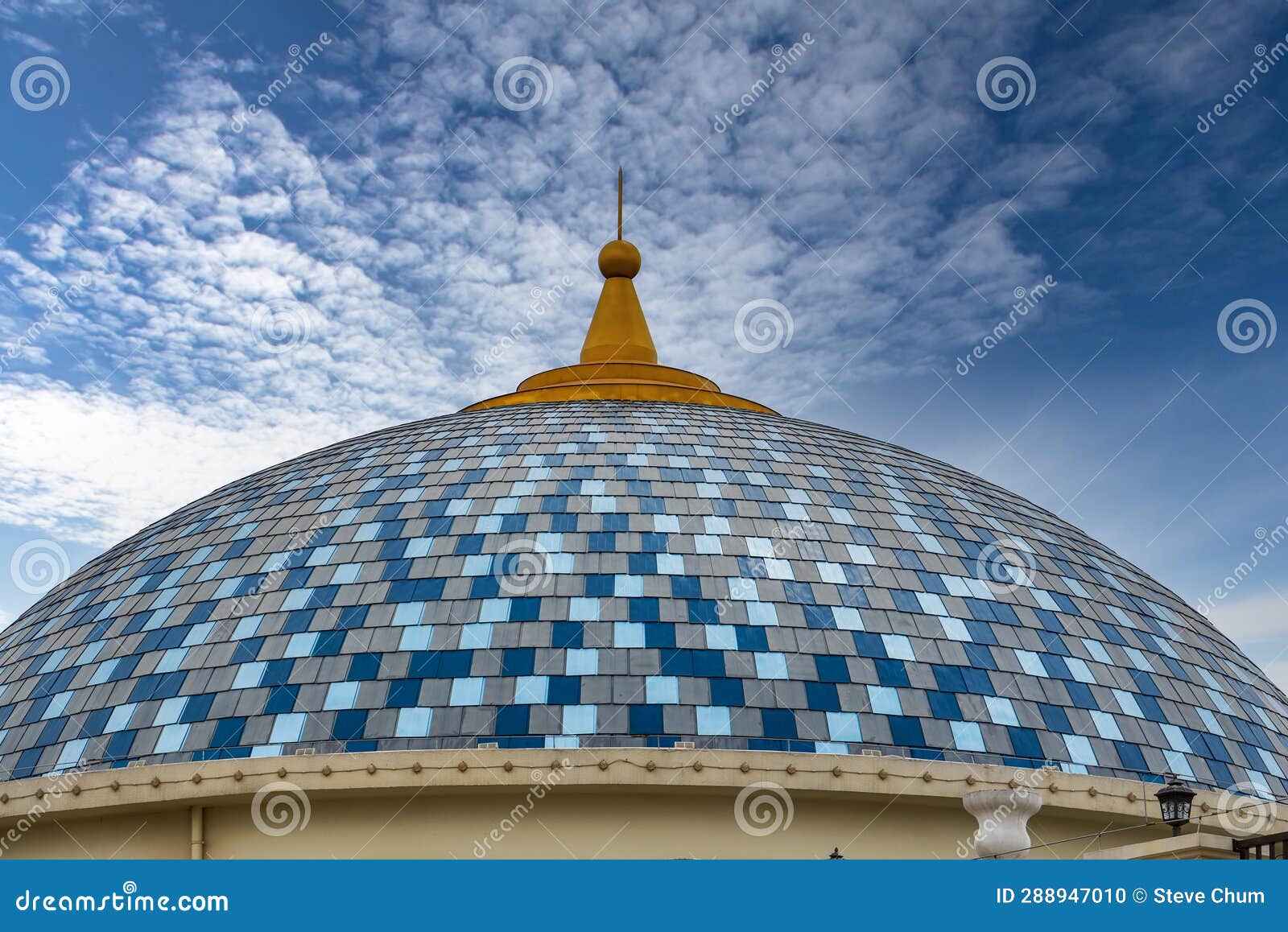 A Dome Blue Tile Gold-roofed Building Stock Photo - Image of roofed ...